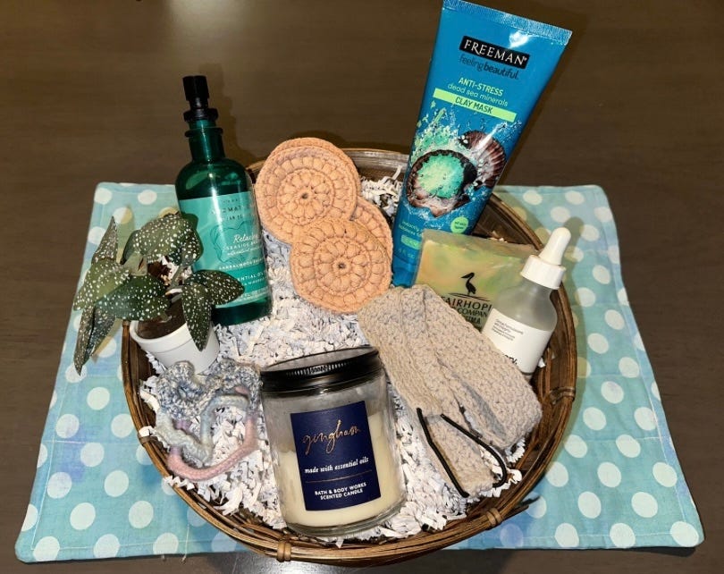 Handmade Hampers: How to Create a Personalised Gift Basket