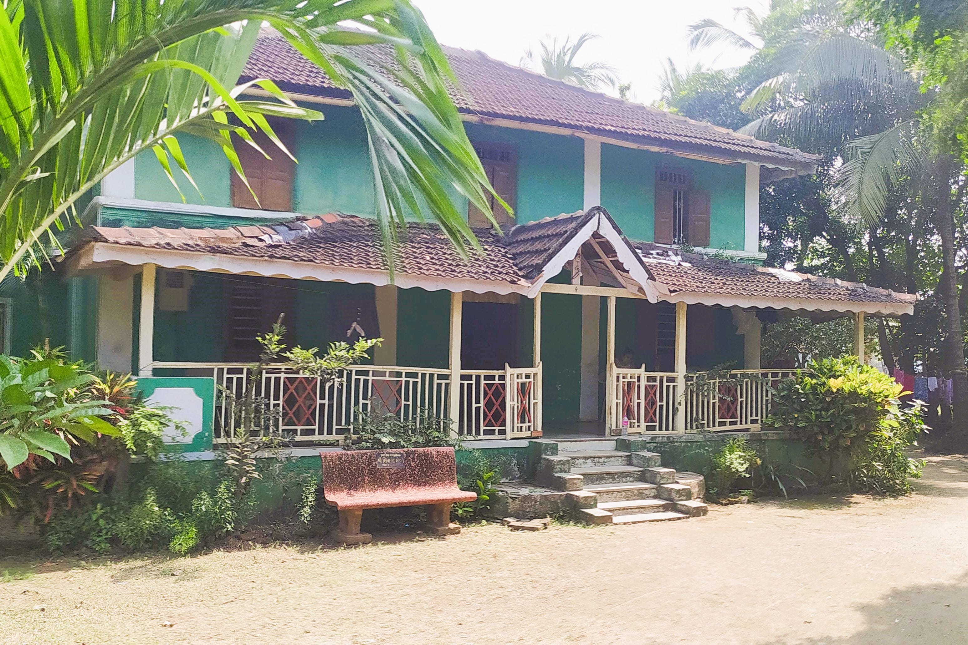 THE VERANDA AS A THRESHOLD - by Minaz Ansari