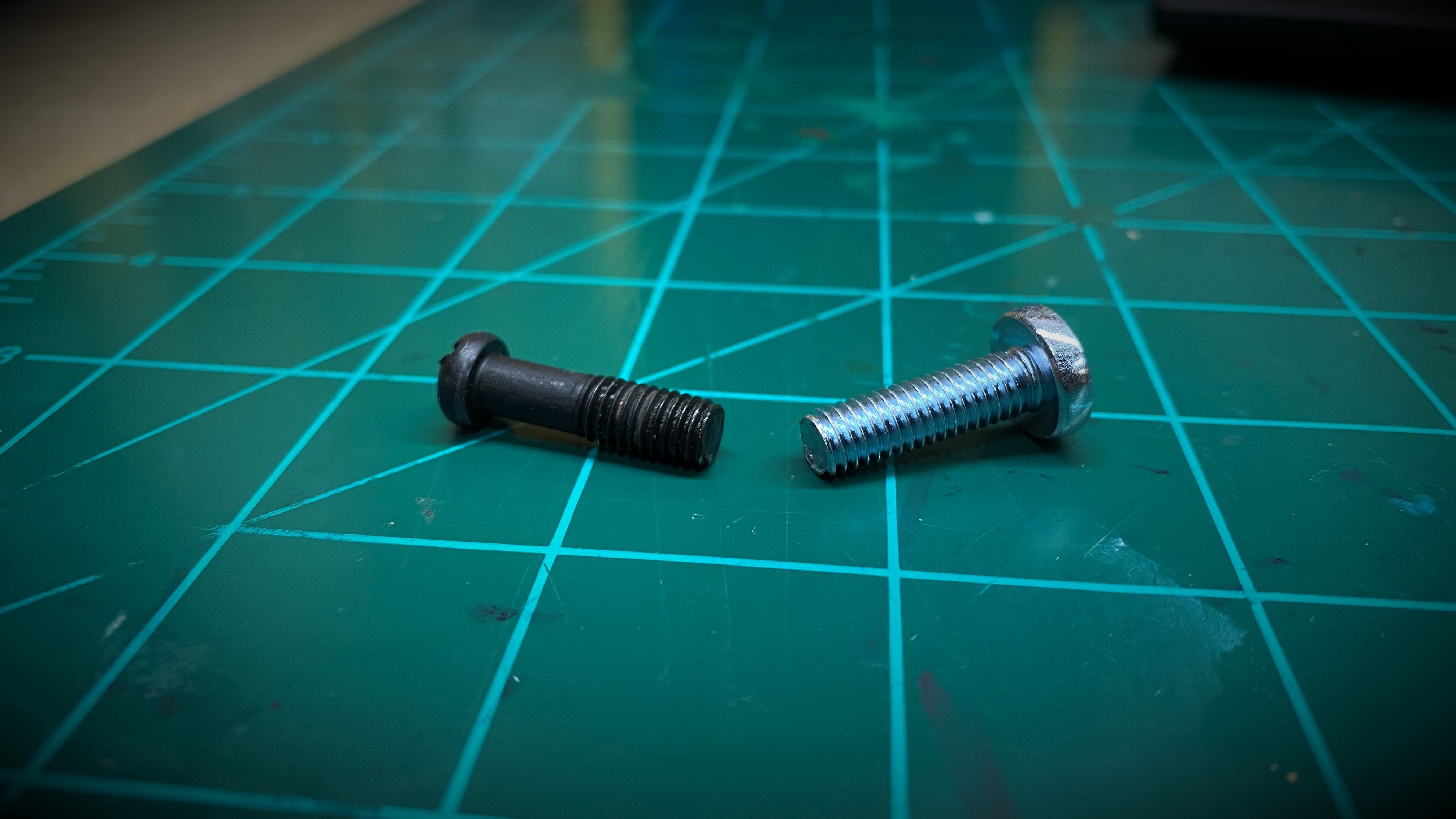 Left-hand threads - J ROBERT CLARK - MAKES