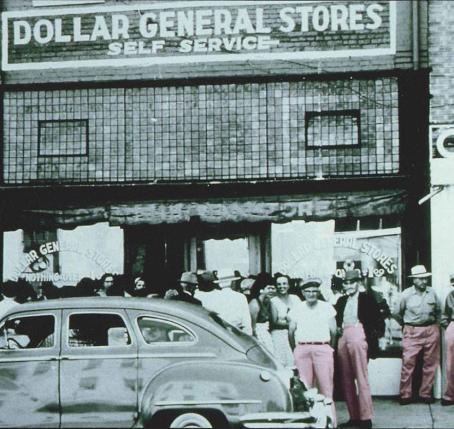 Dollar General: a 20% CAGR Earnings Compounder priced at 11x LTM P/E