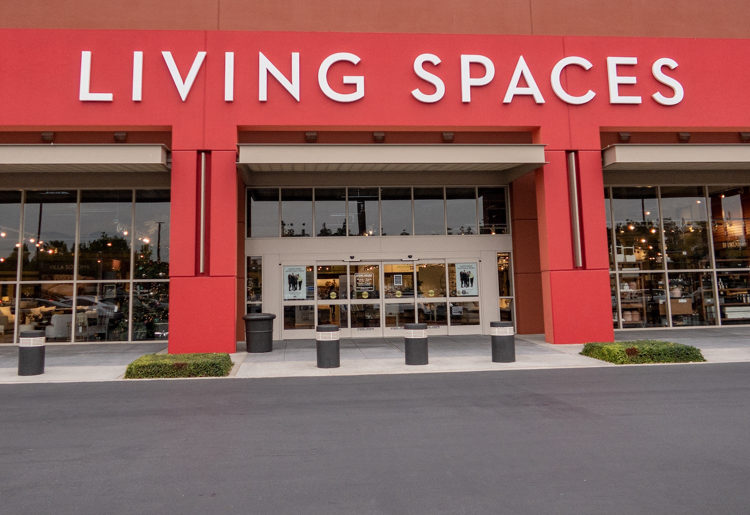 Furniture showroom chain envisioned on Tyvola