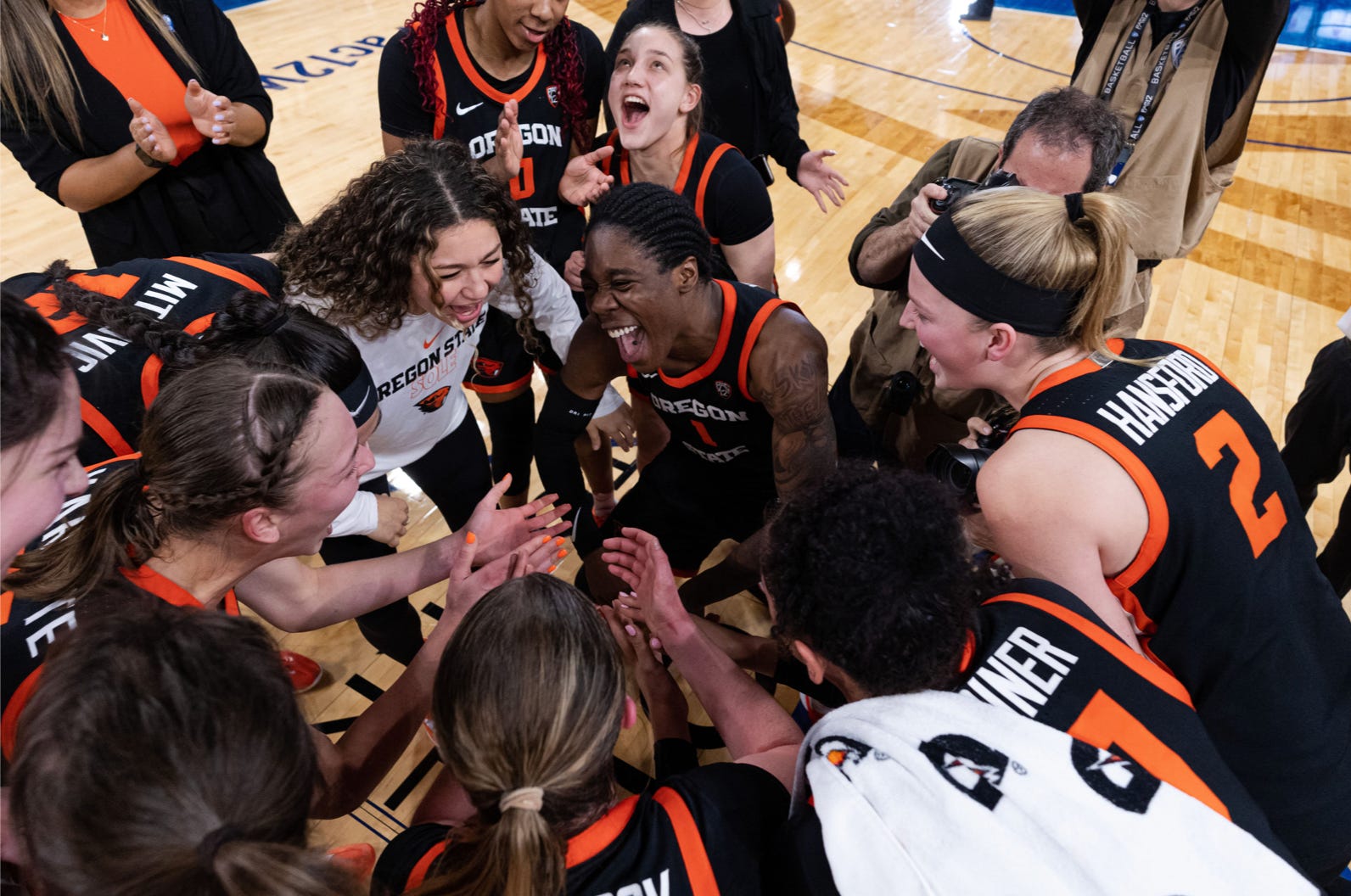 Photo Gallery: Oregon State shocks USC in Pac-12 Tournament