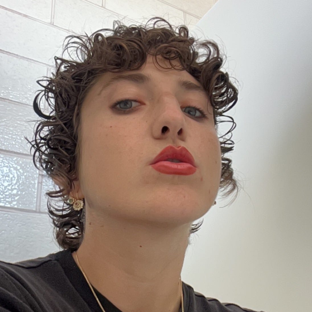 Isabella Riggitoni | Substack