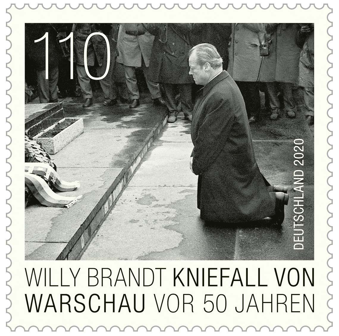 An iconic gesture and its ambiguous memory: Willy Brandt's genuflection.