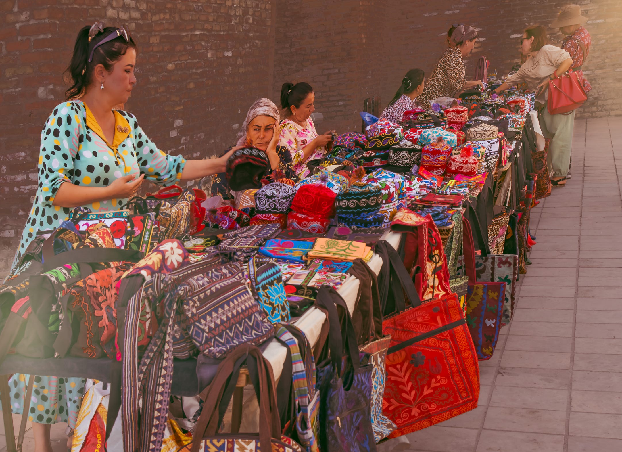 The Sultan and the Sufi - by Jayant Neogy - Travel Tales