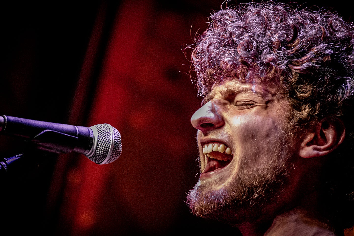 Devin Davis Performs "Intervention" - by Troy Larson