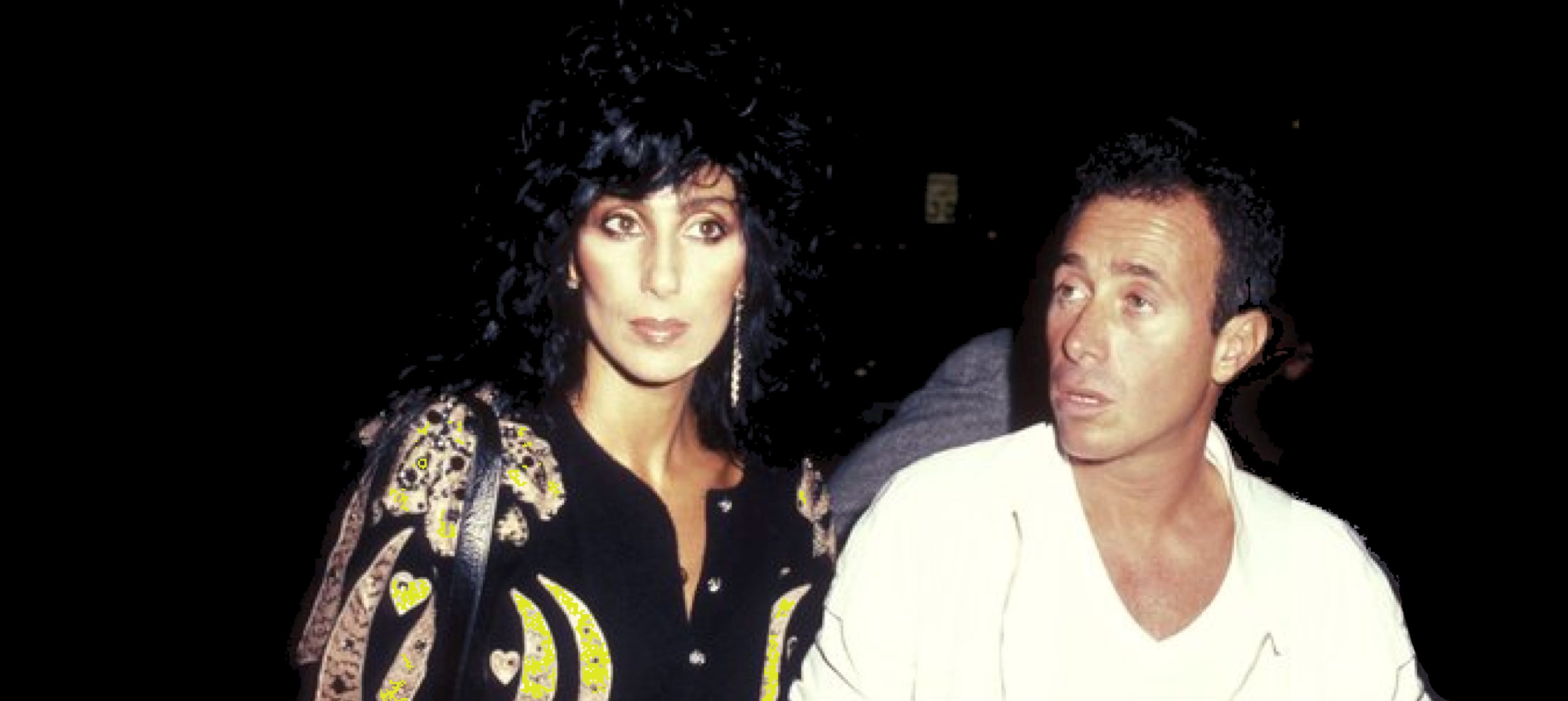 EXECUTIVES BEHAVING BADLY - by Simon Napier-Bell