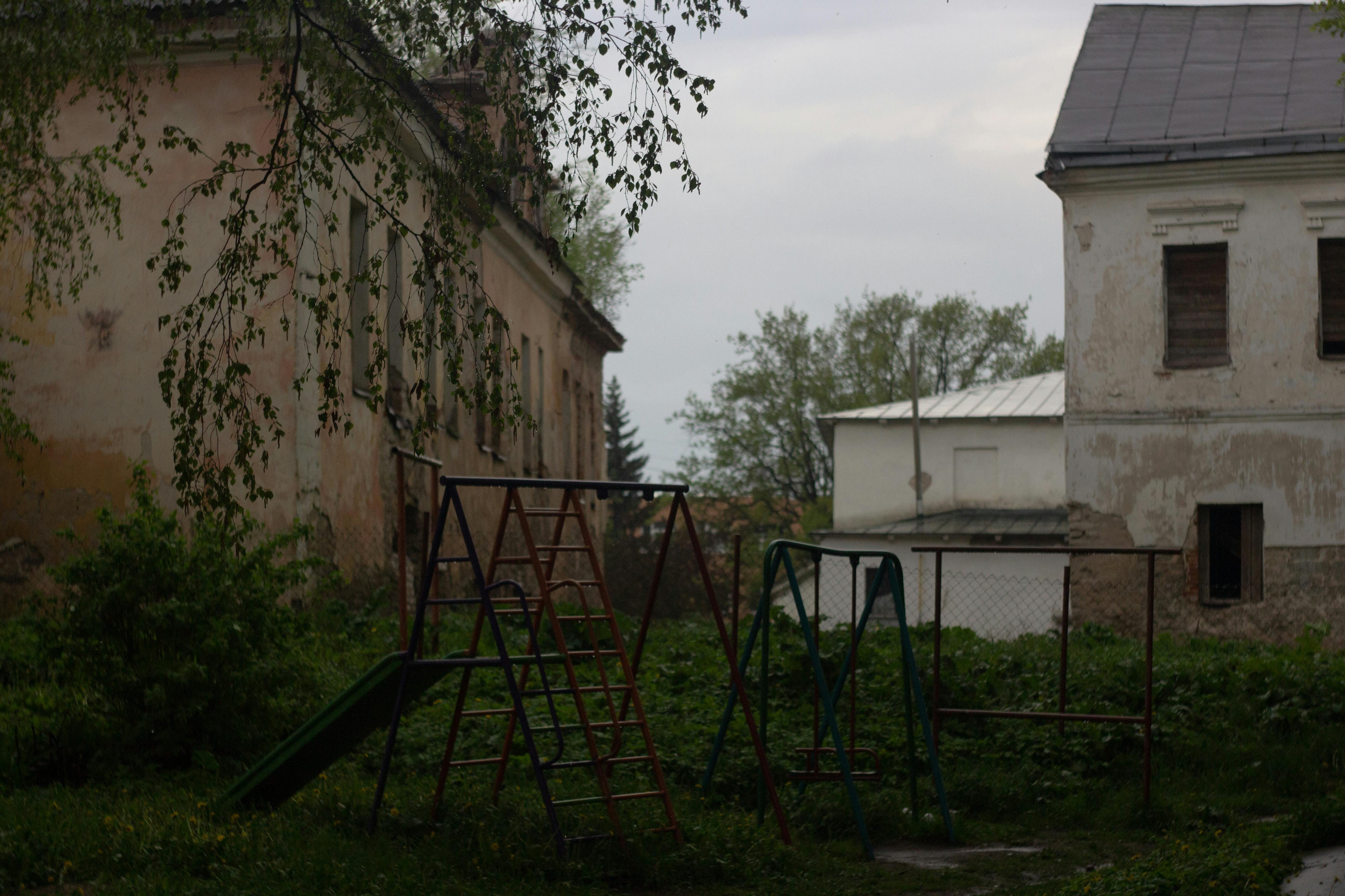 dull axe, shallow lake - by Franco Amati - Garbage Notes