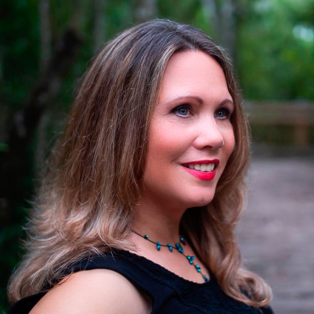 Traci Vanderbush | Substack