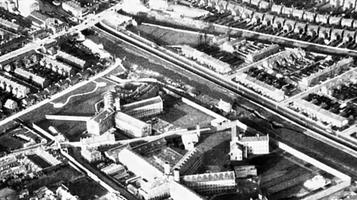 "Get to the Chopper!": The Incredible Tale of the Mountjoy Prison ...