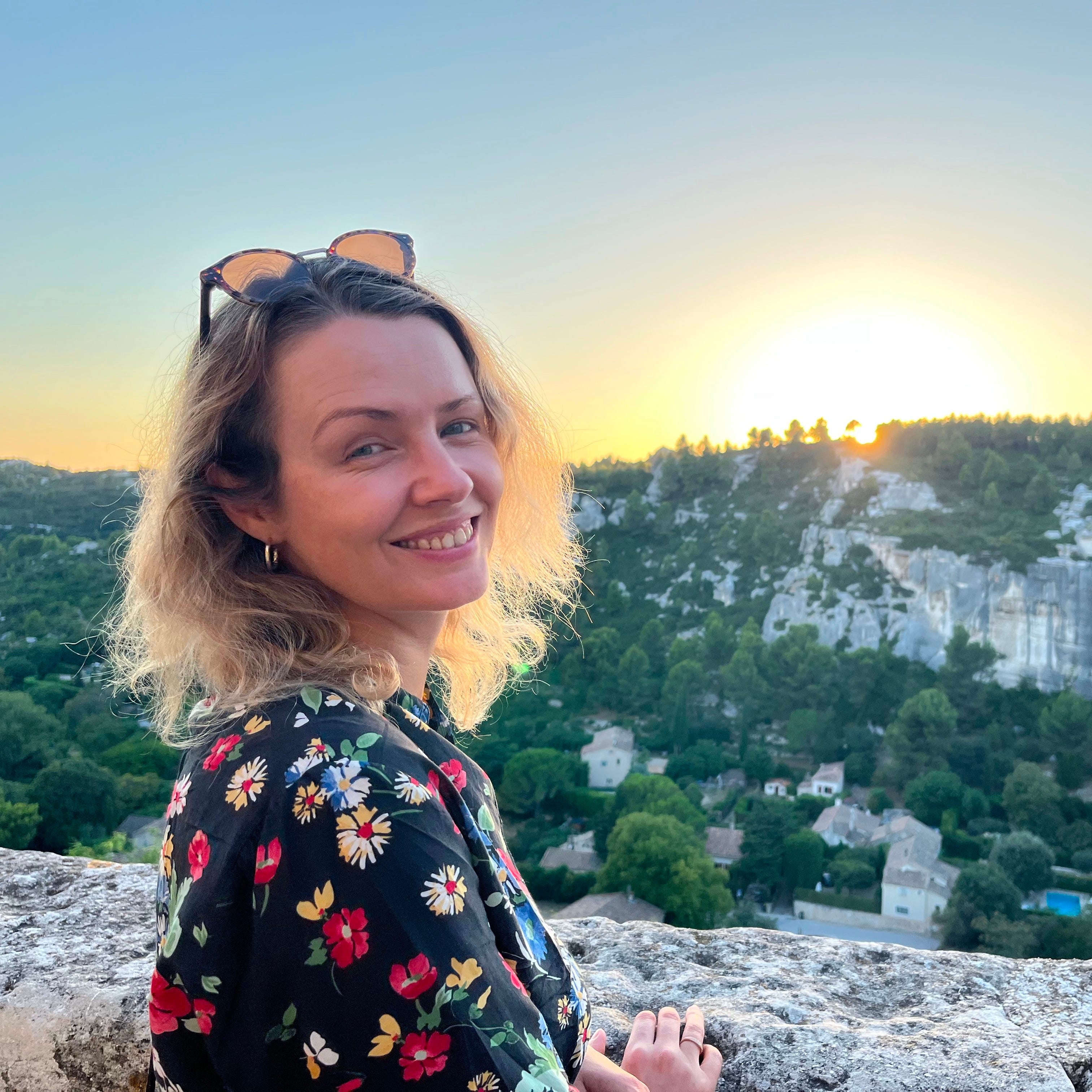 Laura Hulley | Substack