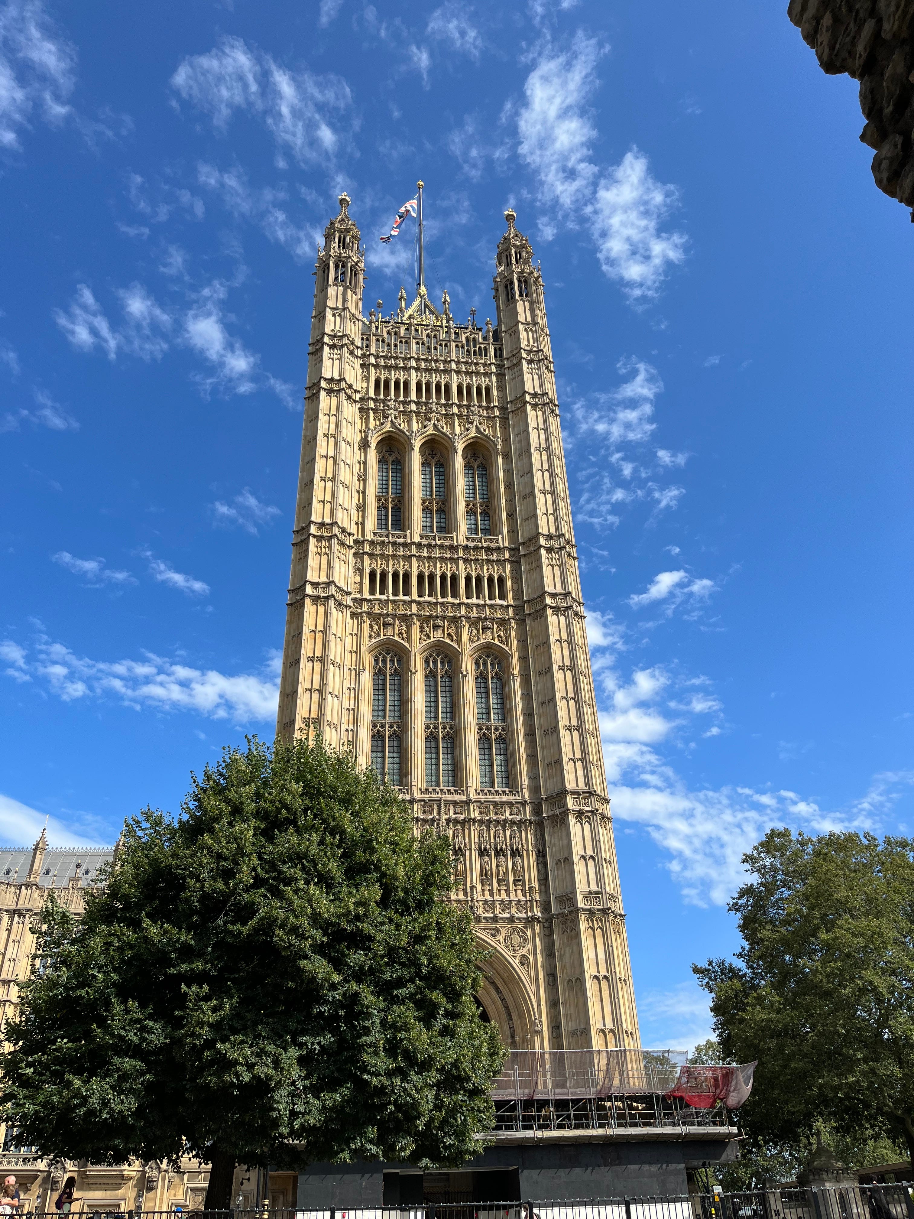 Wren, London top 10 sights & Historic pub crawl
