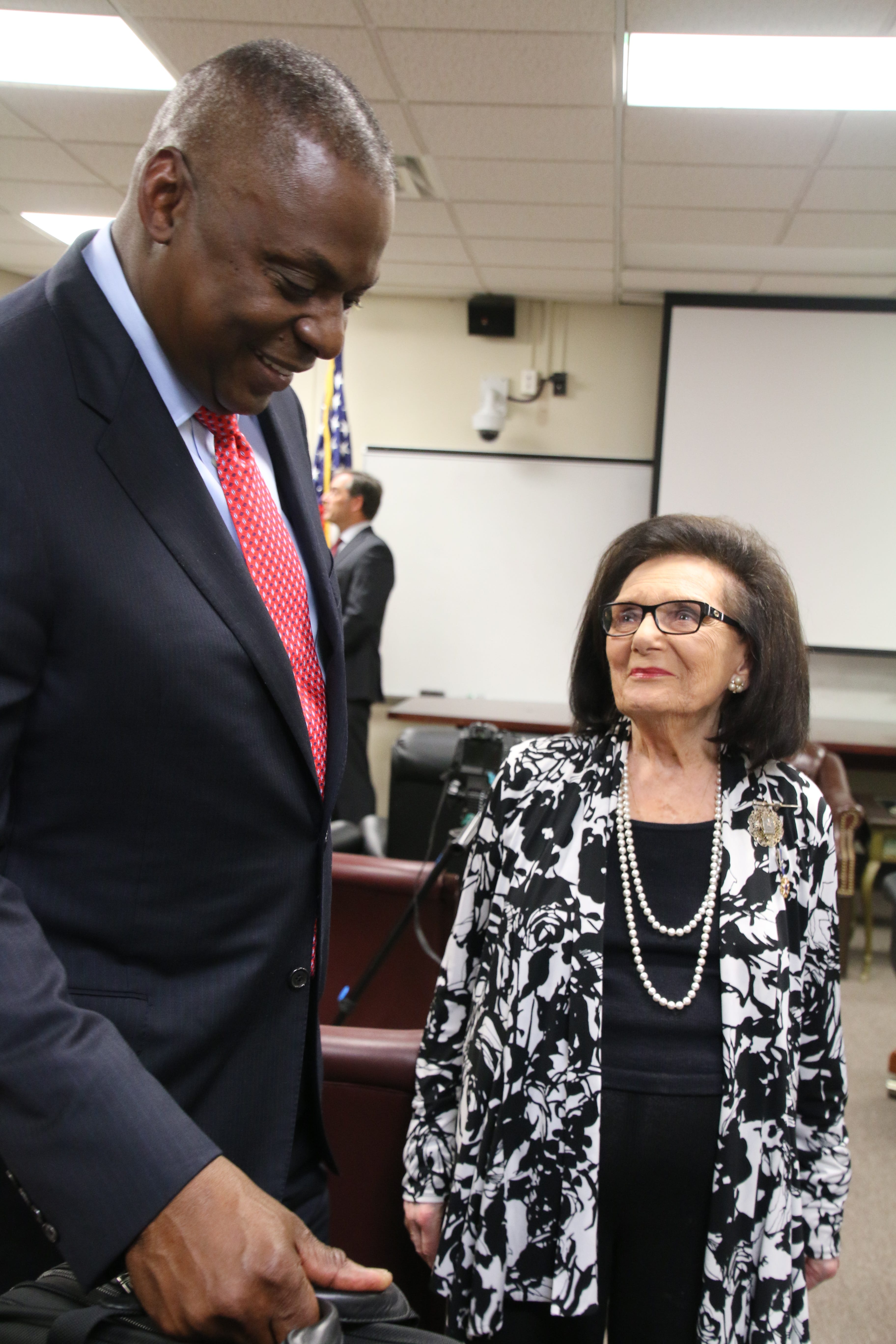 Frances Hesselbein's Drive - by Eric Lindner