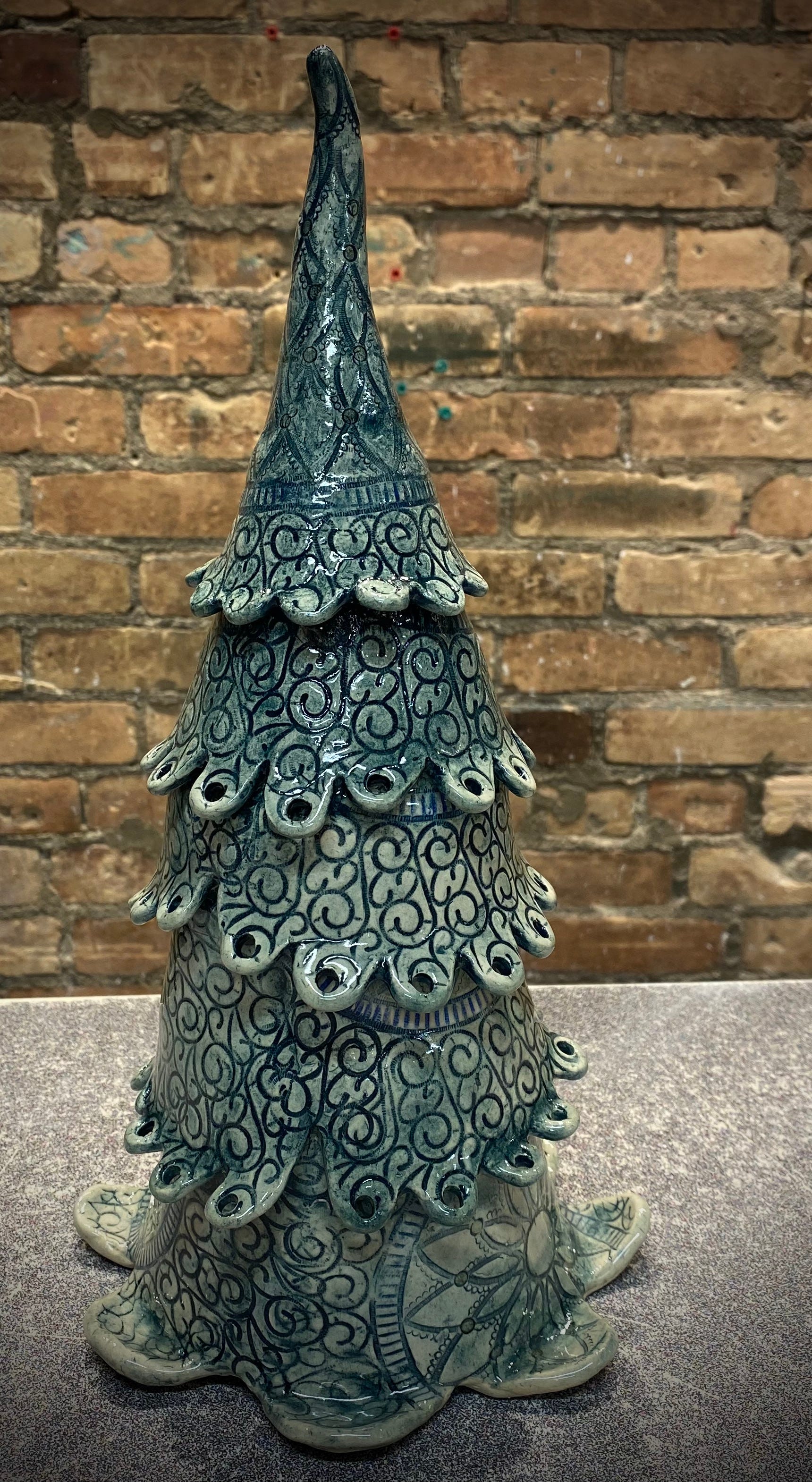 O Tannenbaum - by Linda J Sack - Excerpts from Wonderworld