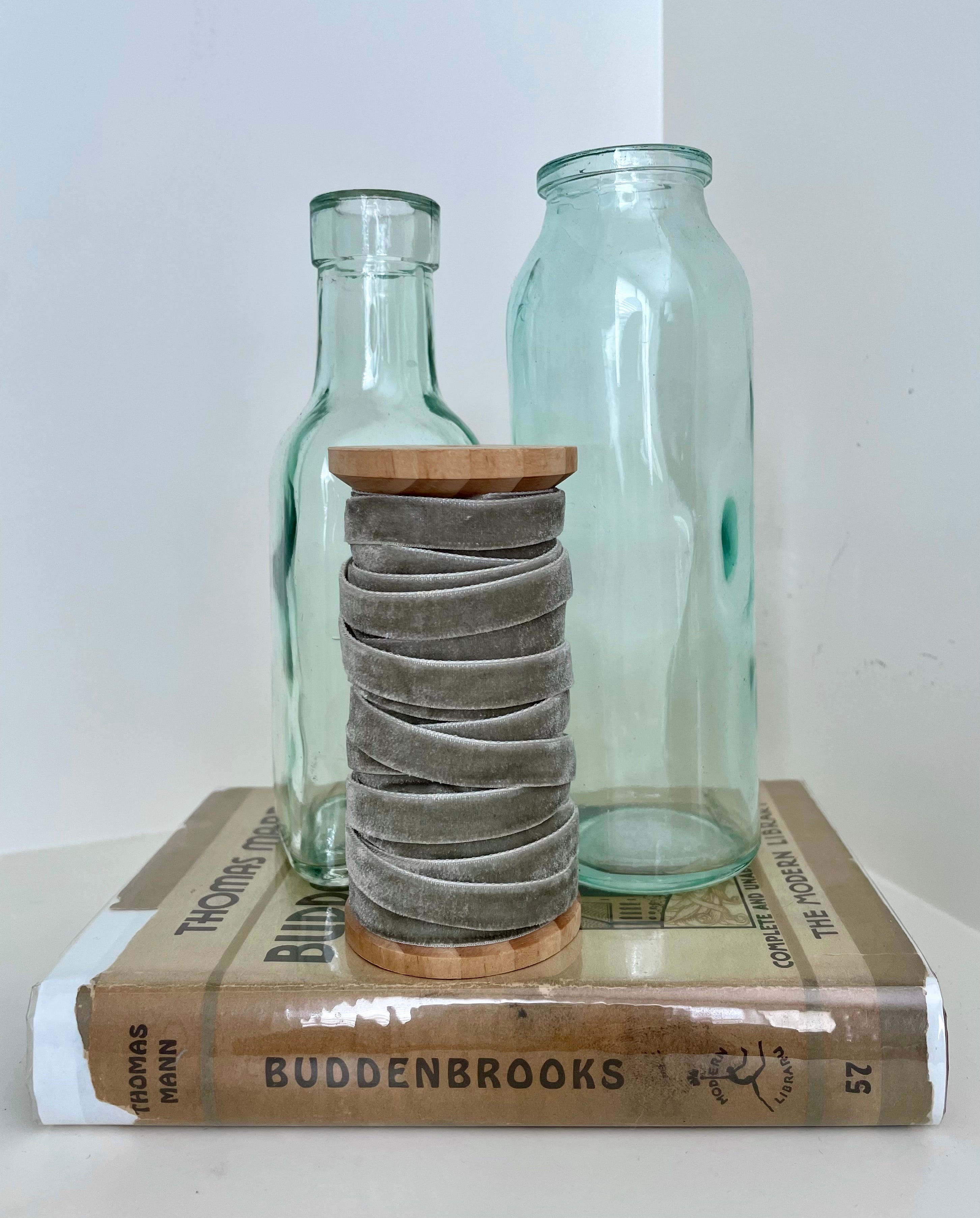 How to Arrange Books (as objects) and Words (into books)