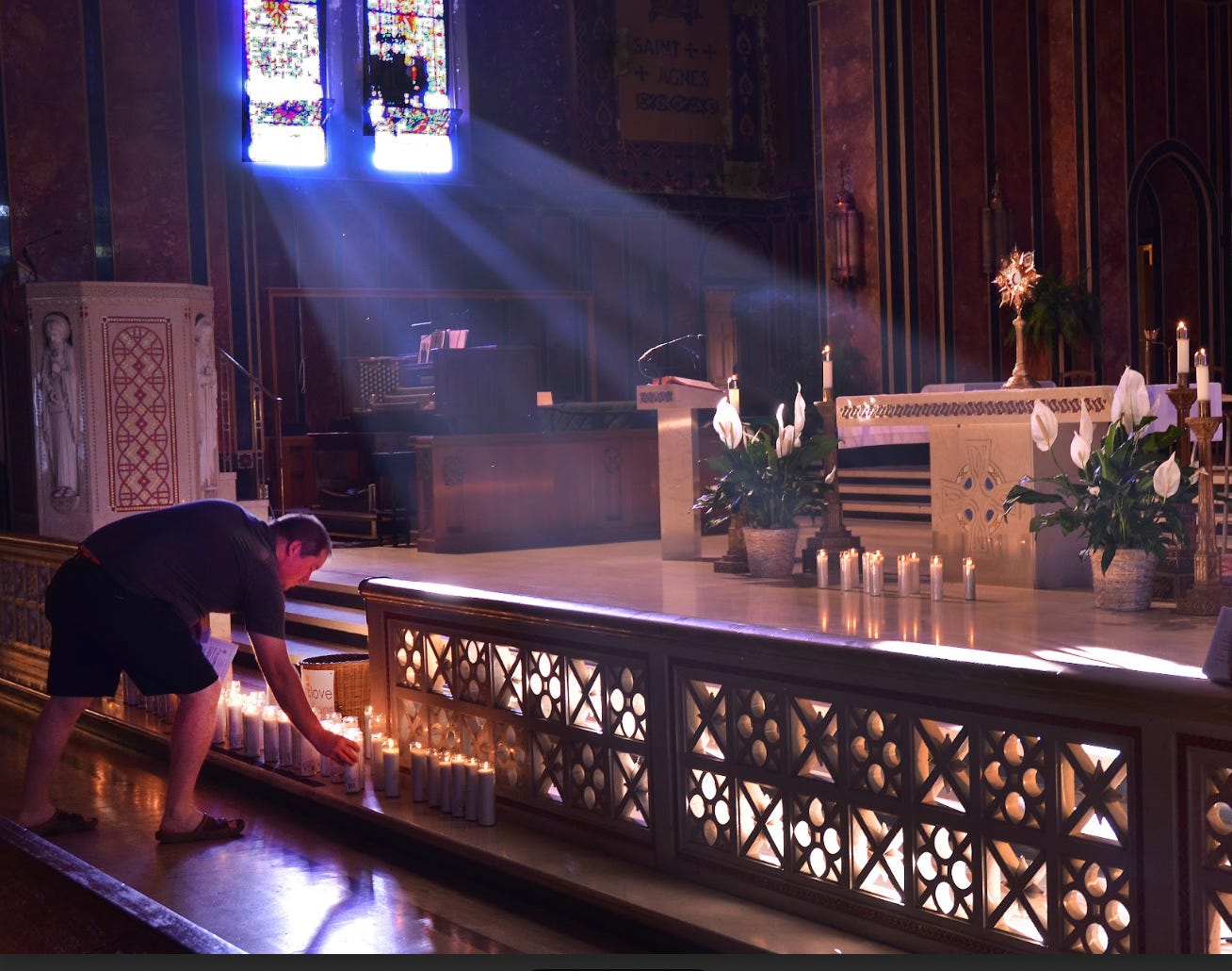 Clerical Whispers: At small Ohio parish, evangelization starts with a ...