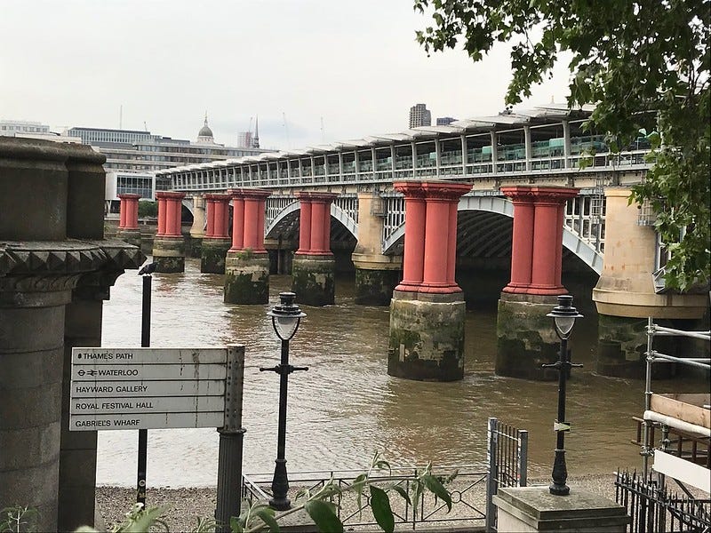 5 Historic Quirks to Spot on... Blackfriars Bridge