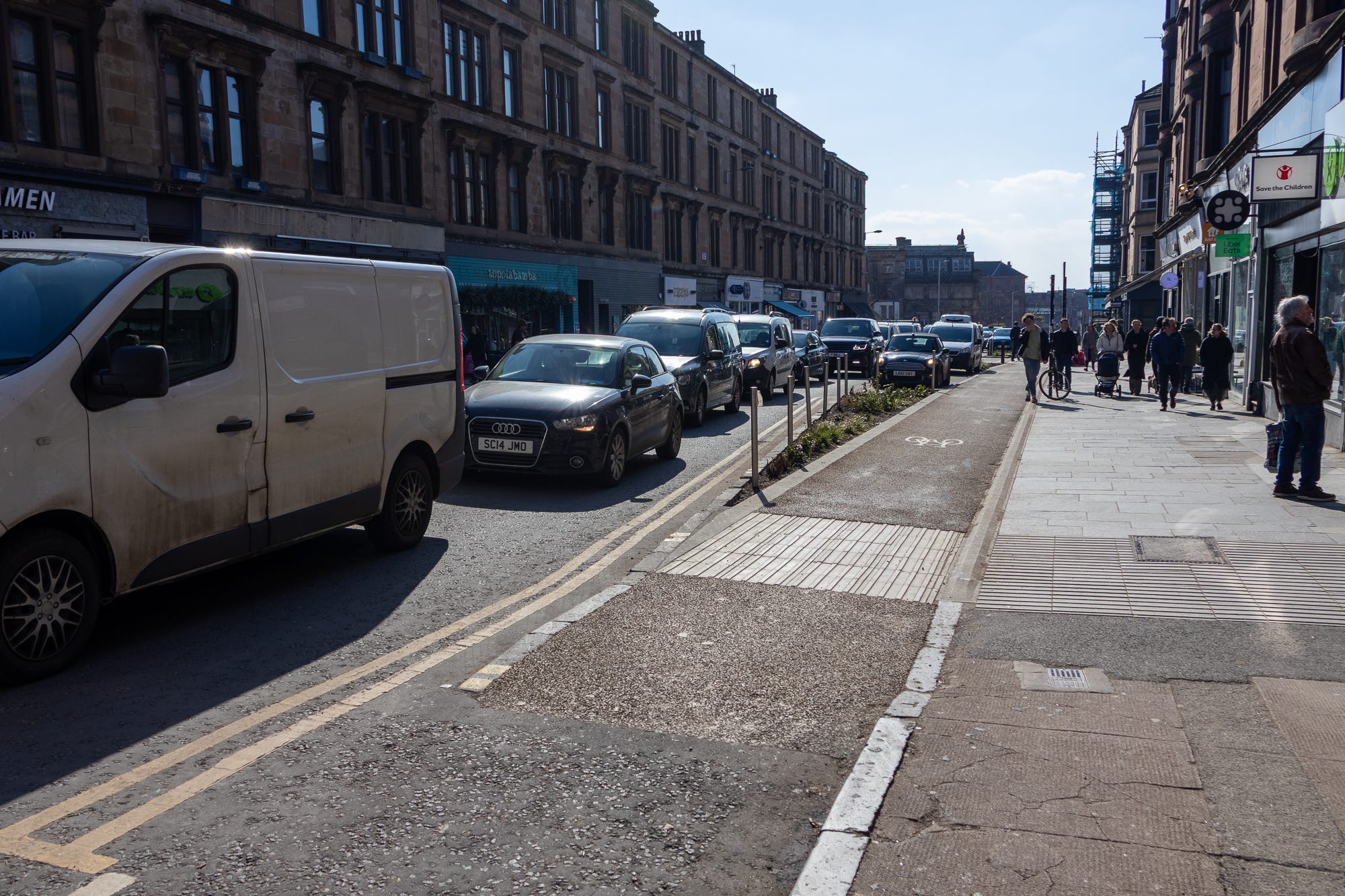 EXCLUSIVE: Byres Road café owner slams cycle lane scheme - "They’ve ...