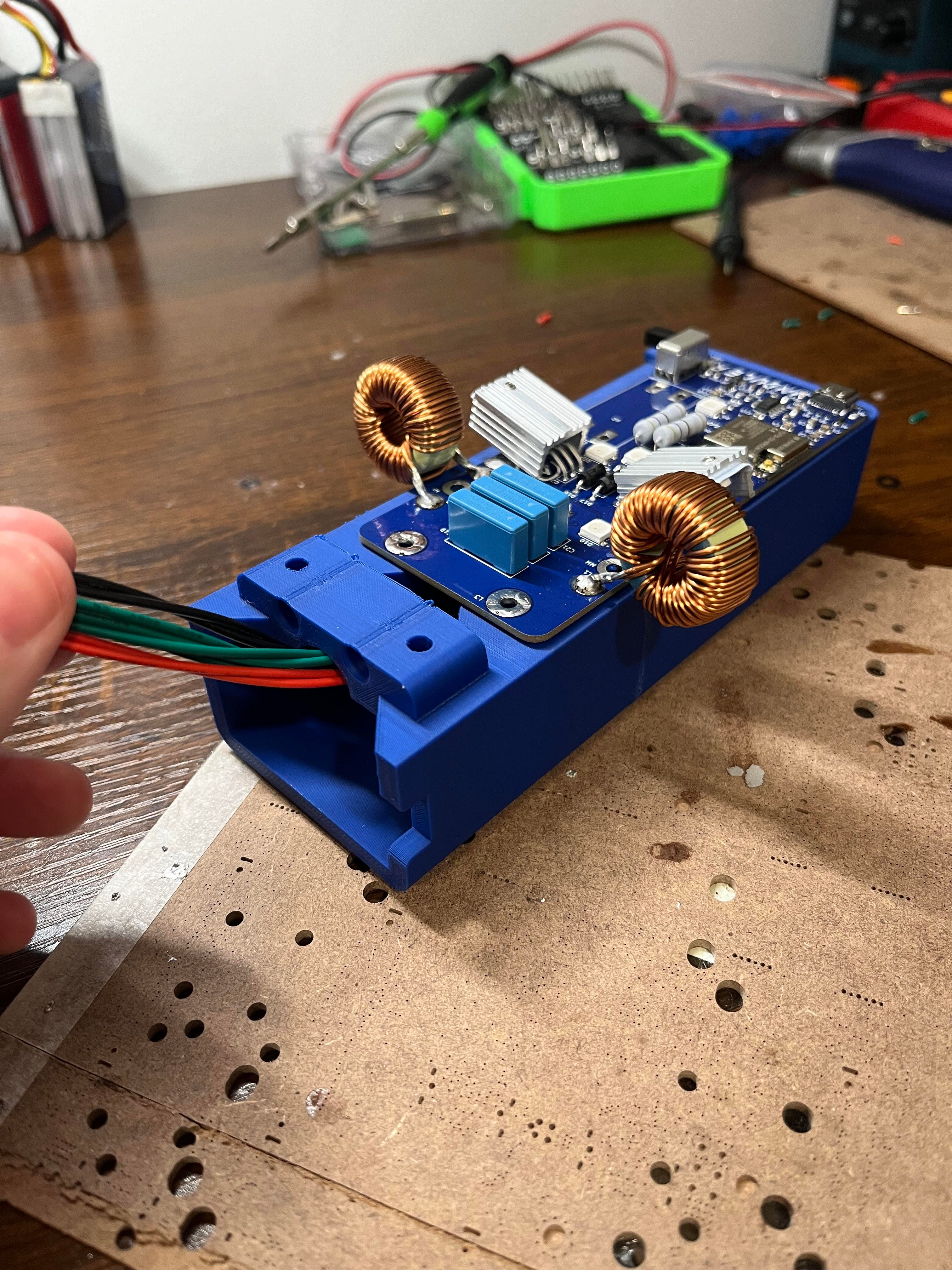 Build a Powerful High Voltage Generator That's Also an Induction Heater ...