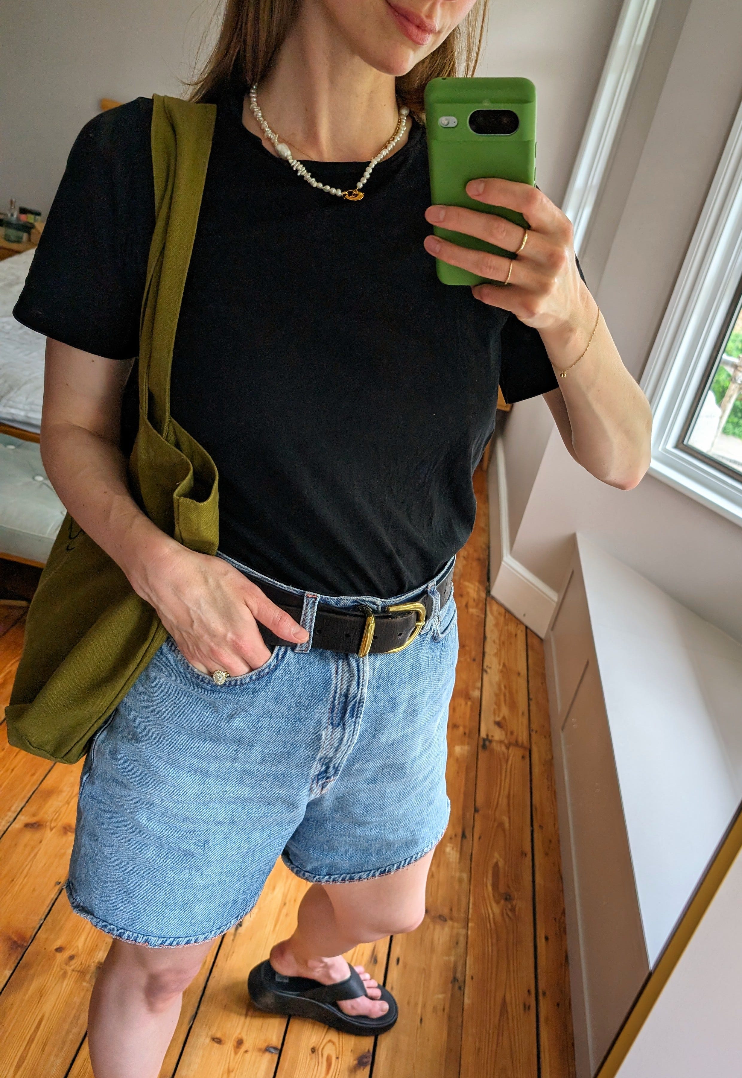 3 ways to style your denim shorts - by Frankie - MUMISH