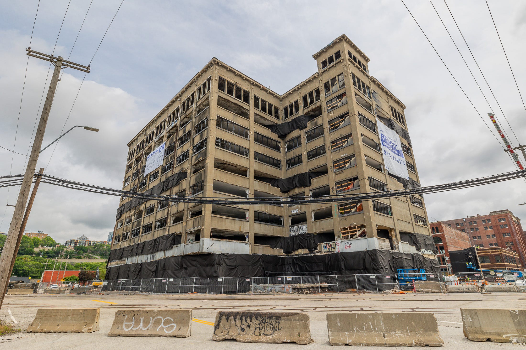 The Weld Wheel Building (The Ridenour-Baker Grocery Company Building)