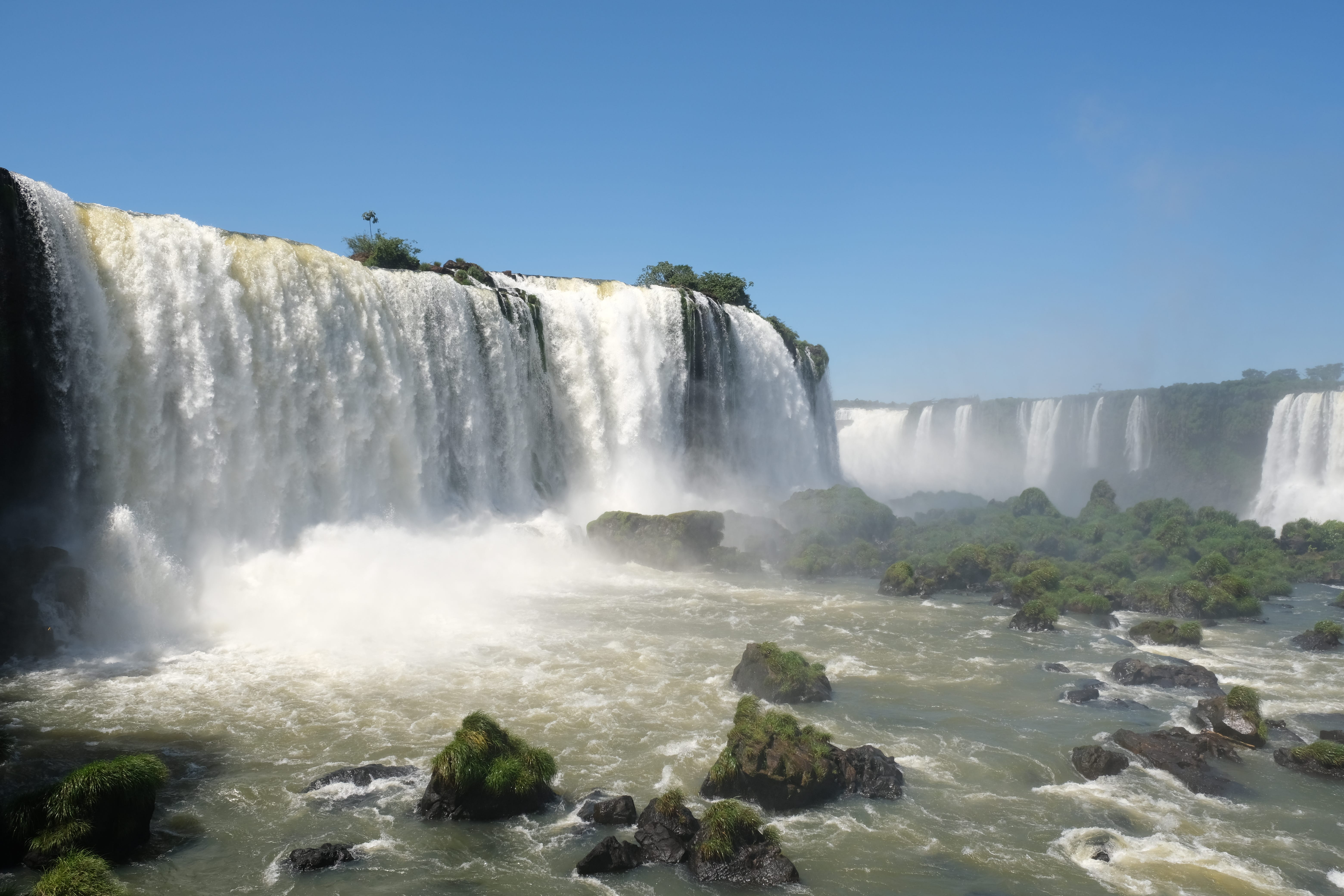 Using product usage data to boost sales in B2B Startups