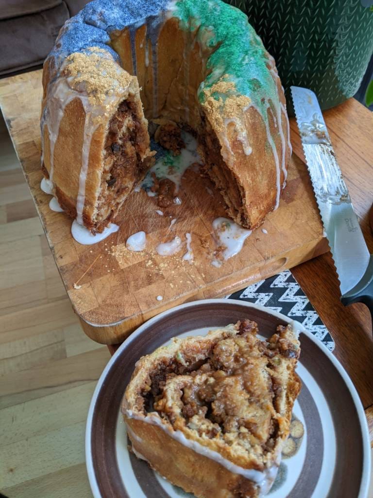 Ep 67: Cracking King Cakes - by Rin H - Home Baking