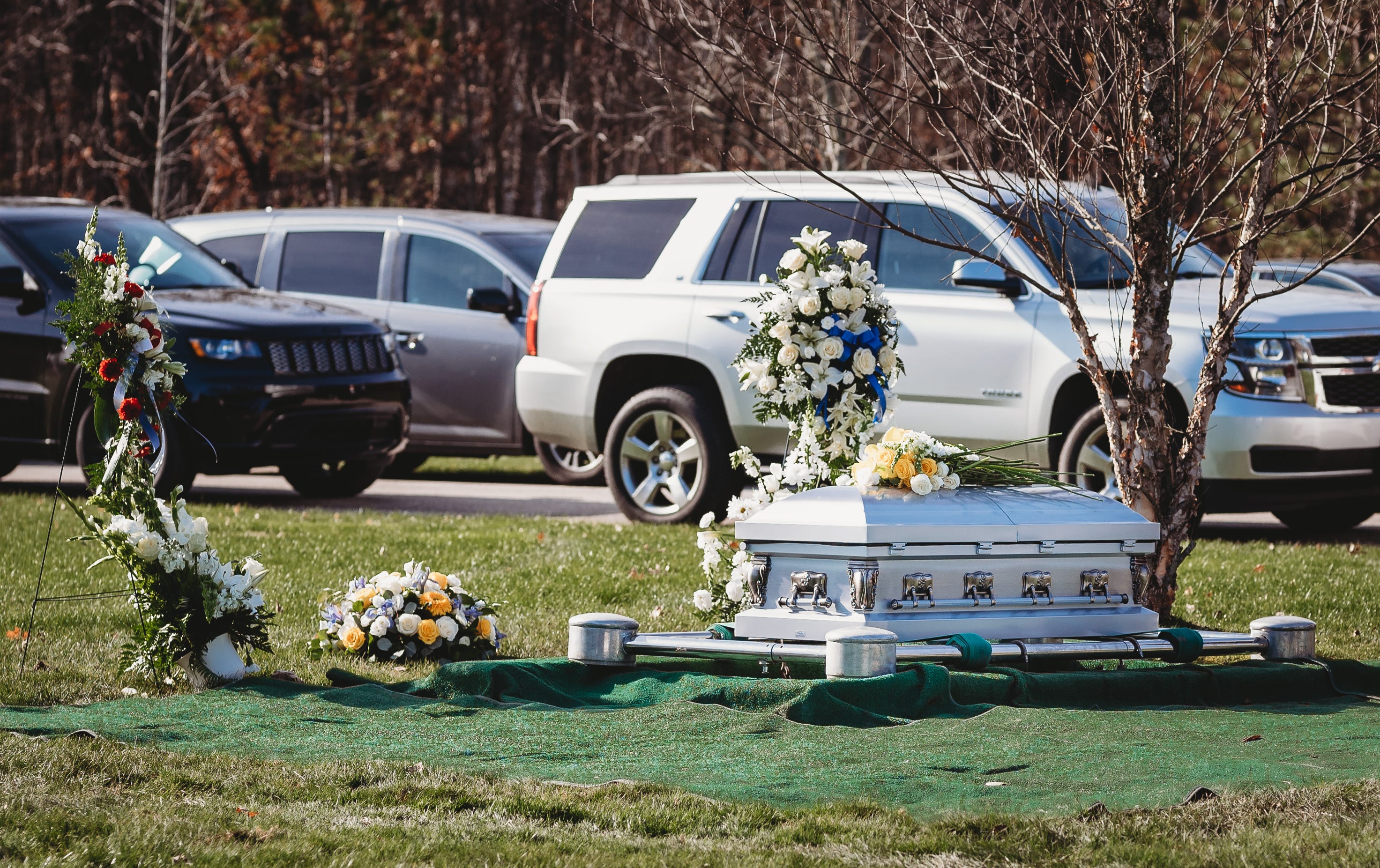 What to Say to Those Grieving Sudden, Unexpected, Unnatural Death