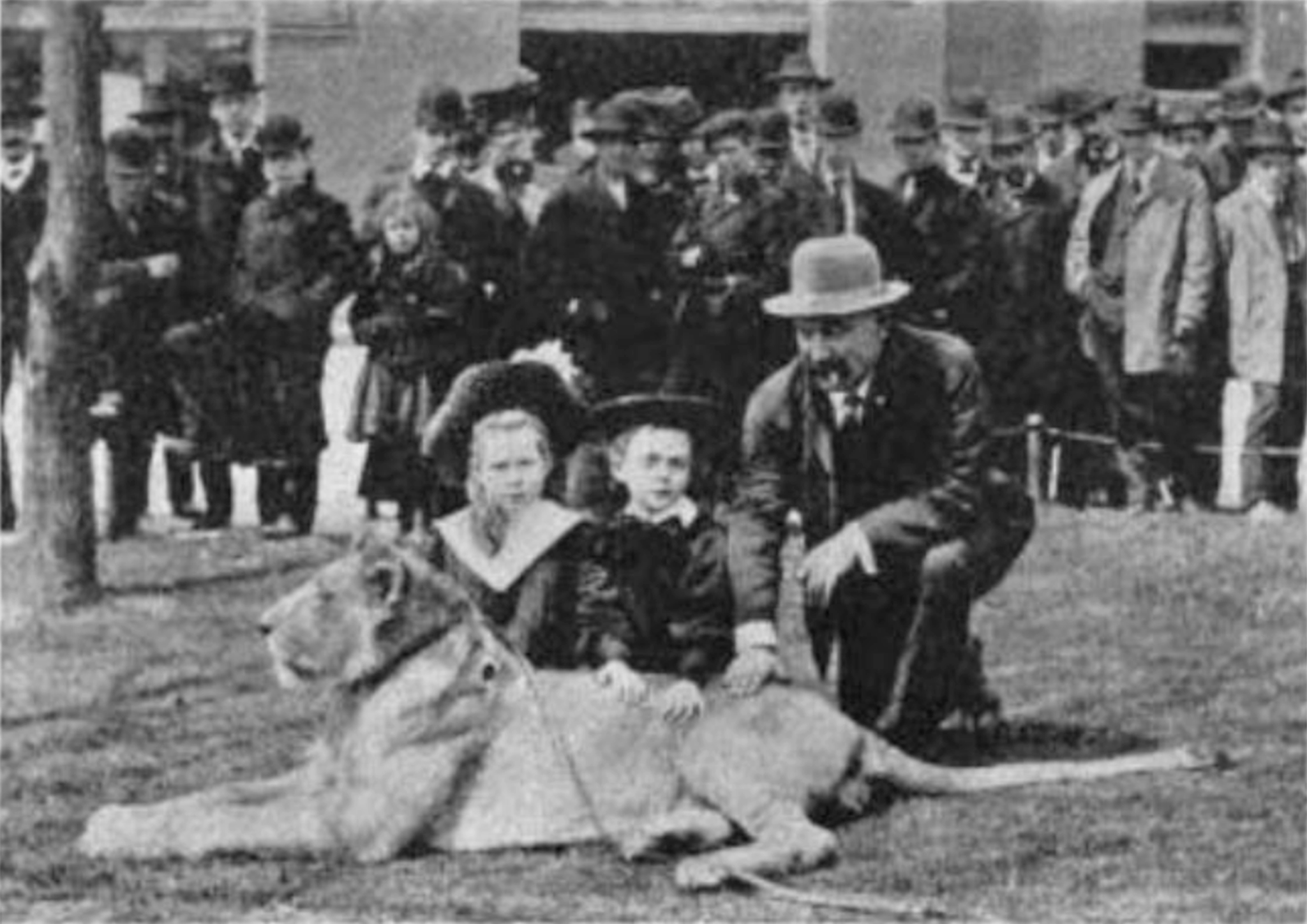 Smokin’ Cy DeVry Was the Original Tiger King