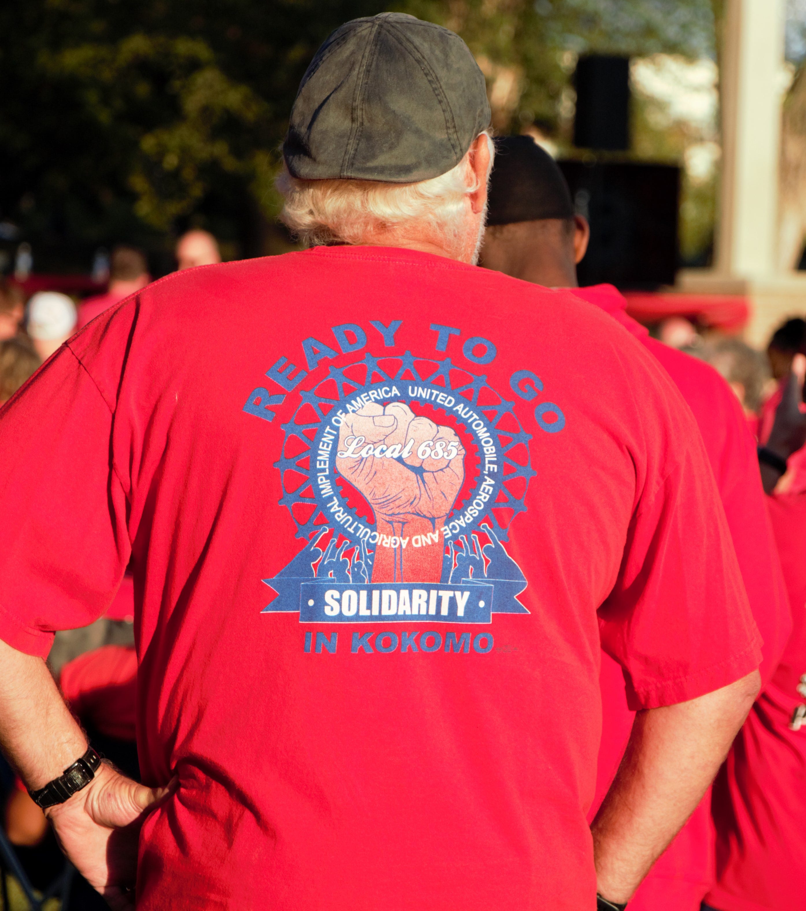 UAW holds Red Shirt Rally as strike looms