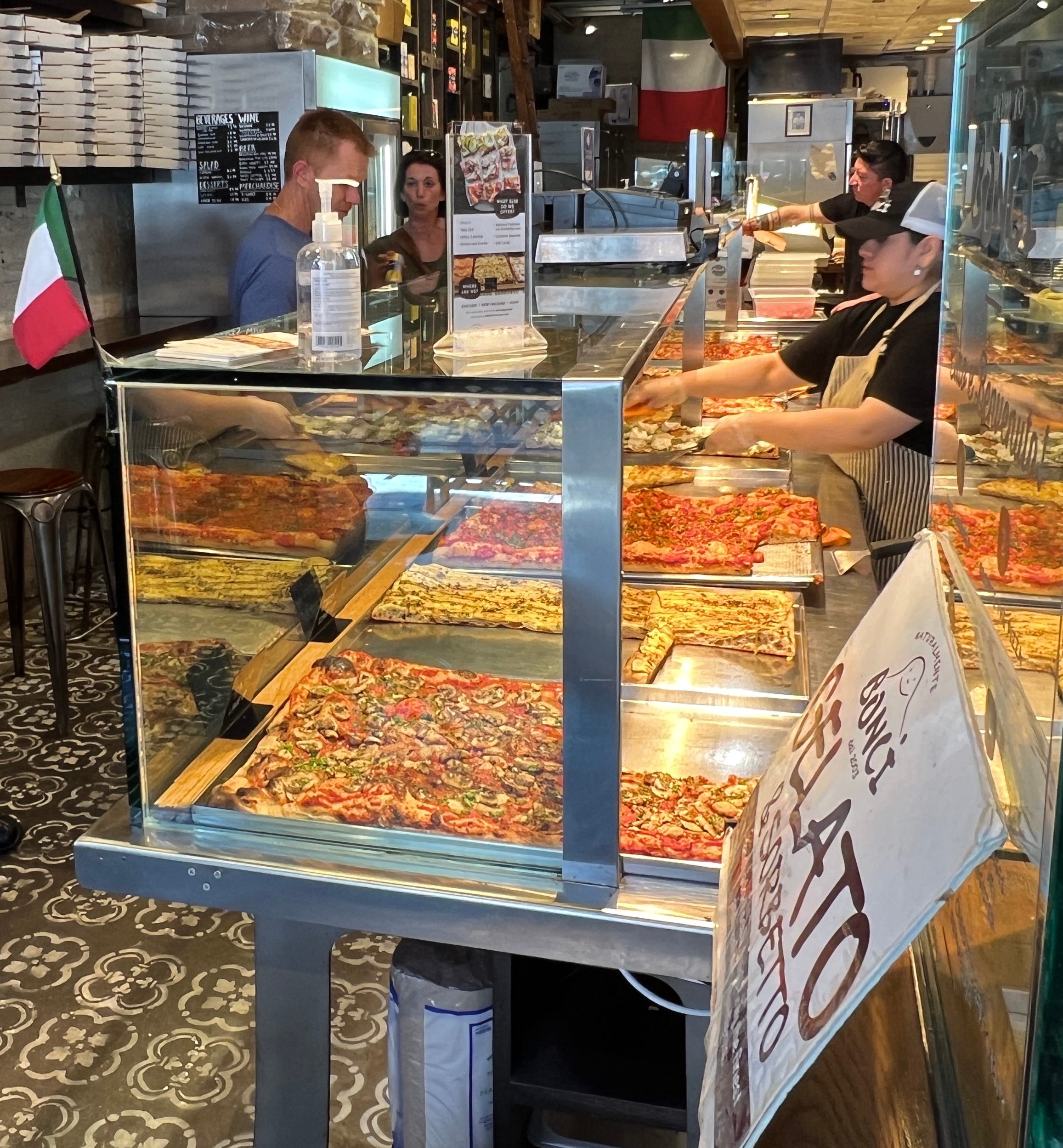 The 10 States of Chicago's Pizza Nation - by Bob Benenson