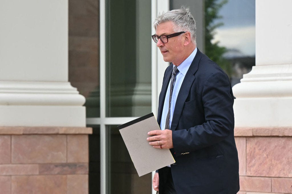 Alec Baldwin’s Wife And Crying Baby at Santa Fe Trial- Publicity Stunt ...