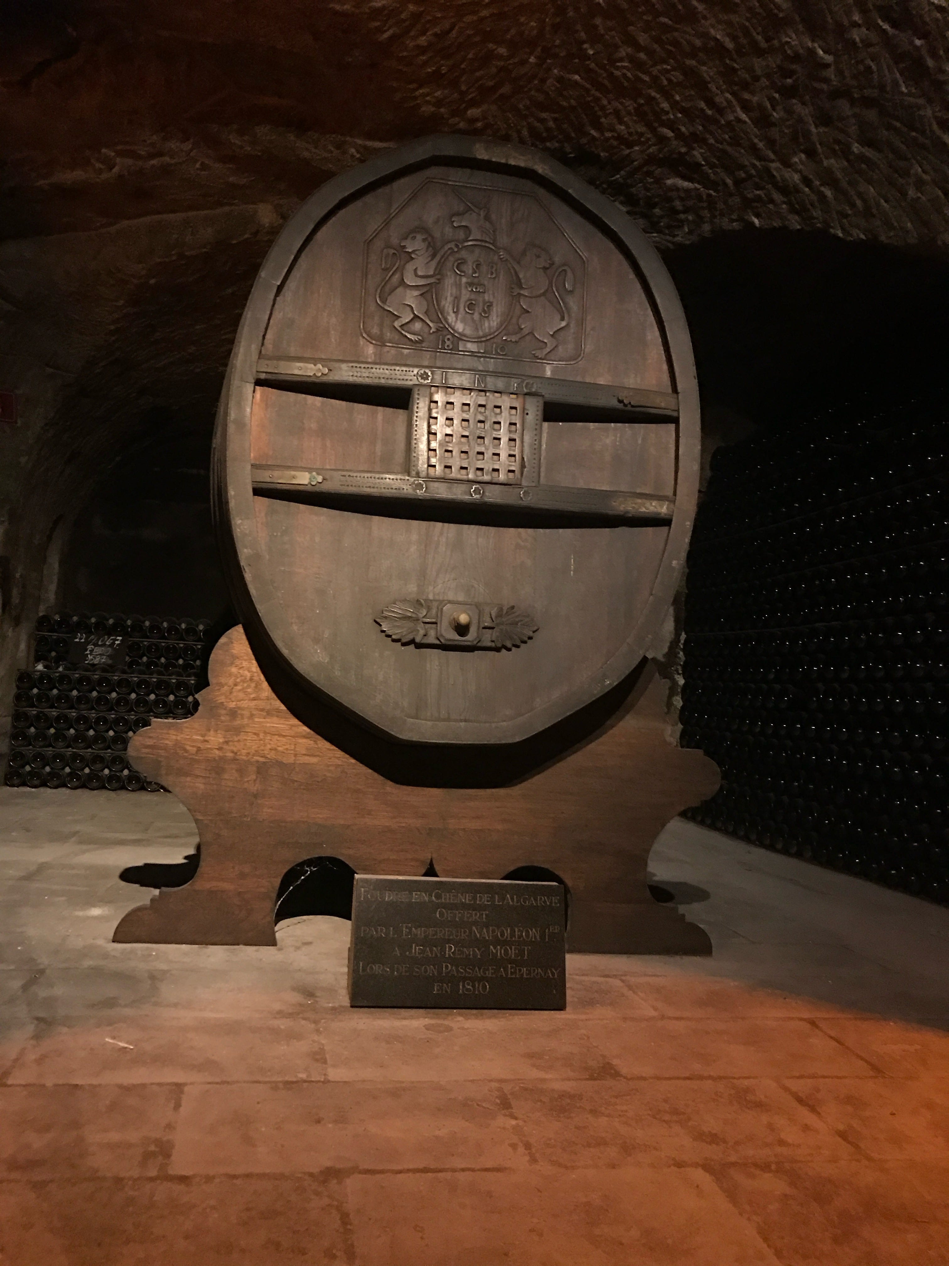 Nem tudo o que borbulha é Champagne - by Rafael Moro Muller