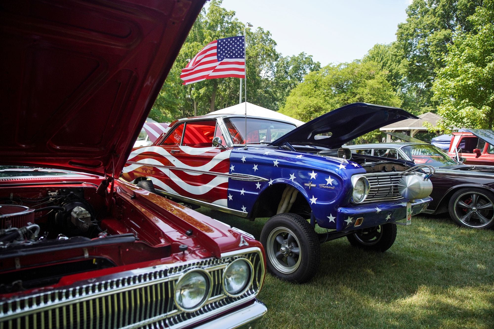 Top 10 List of Uniquely American Hallmarks