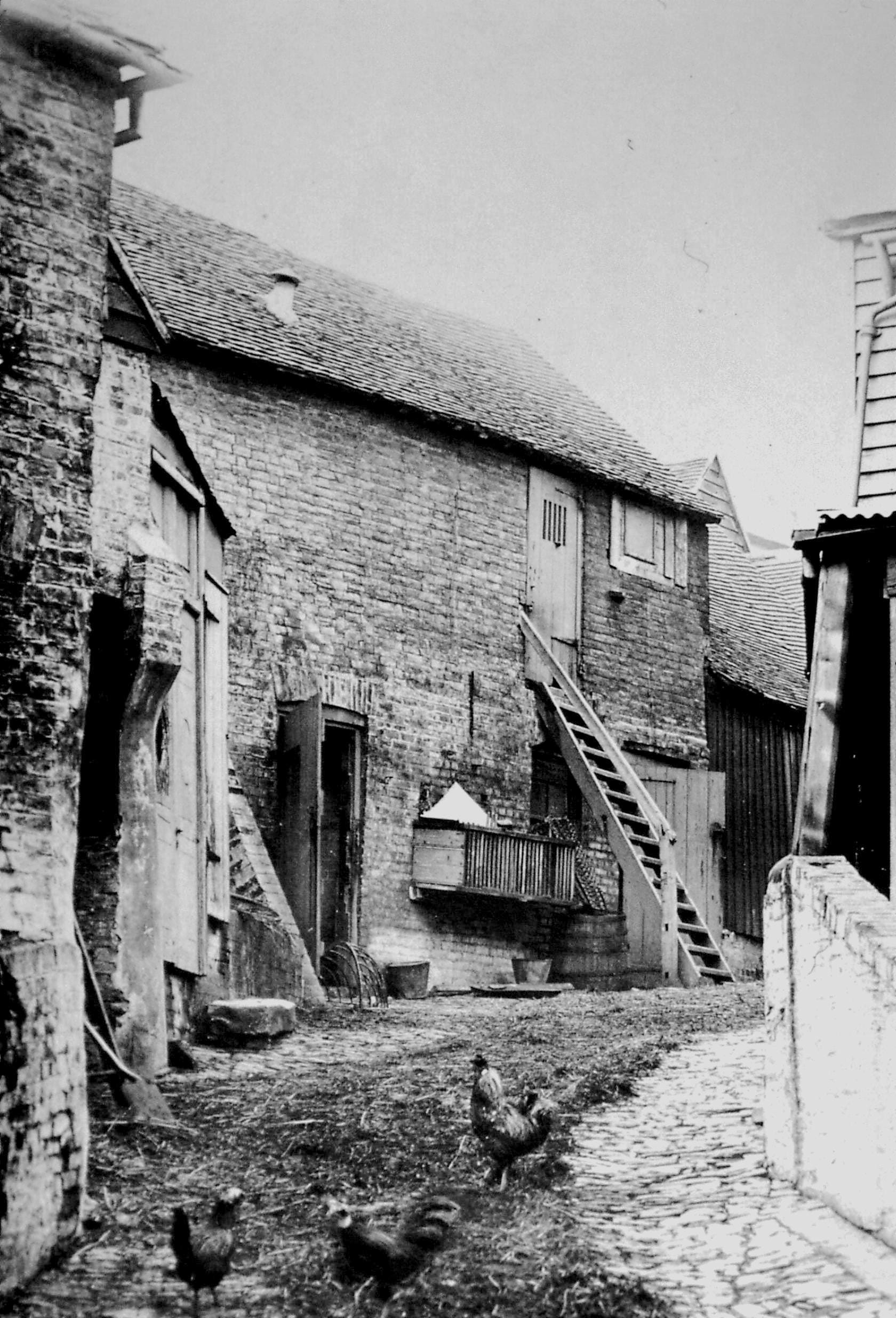 Inn or Out? - The Swan Hotel: Then and Now’s Substack