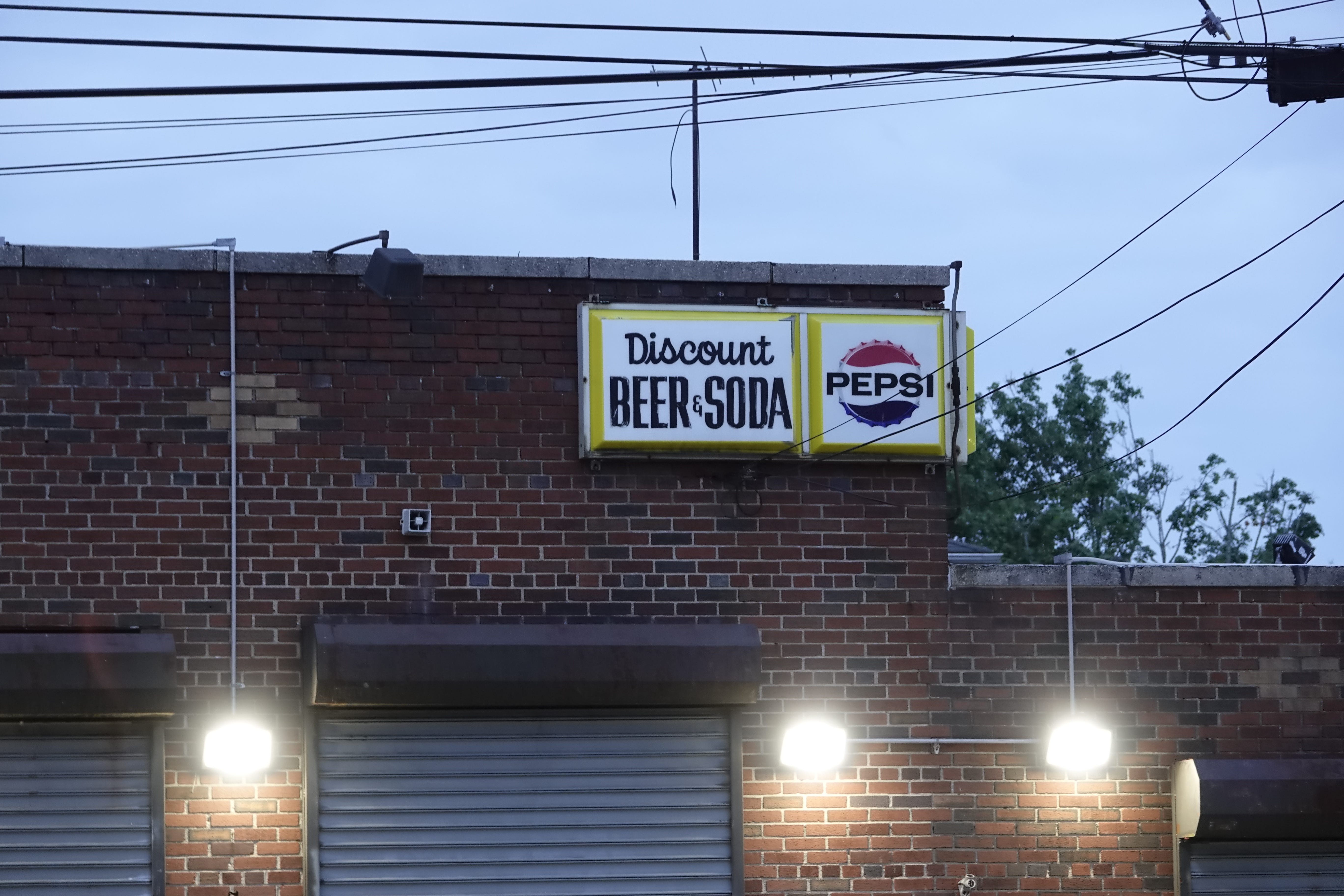 Pepsi's new retro logo and the evolution of an icon as seen on the ...