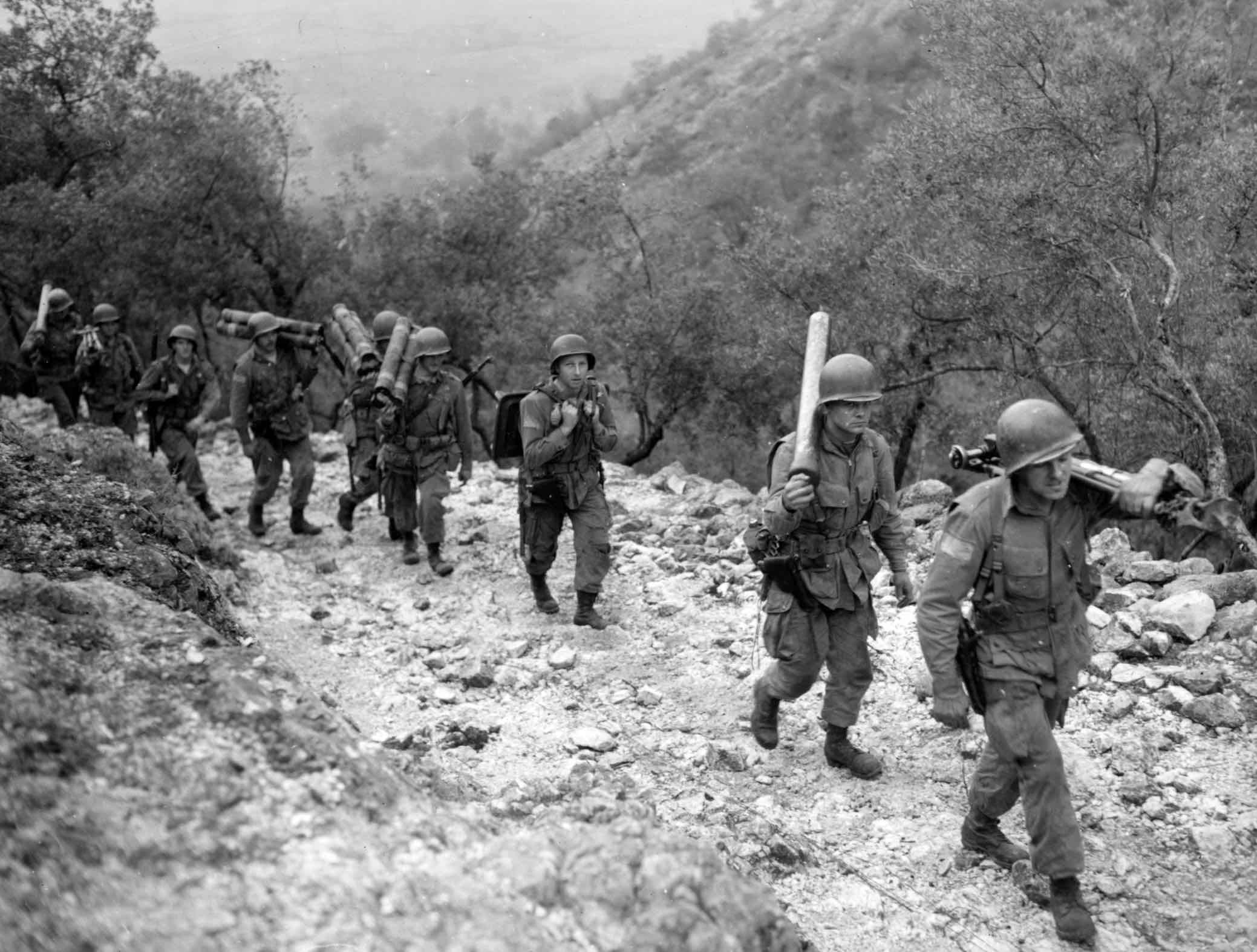 Ambush of an enemy patrol - by Martin Cherrett