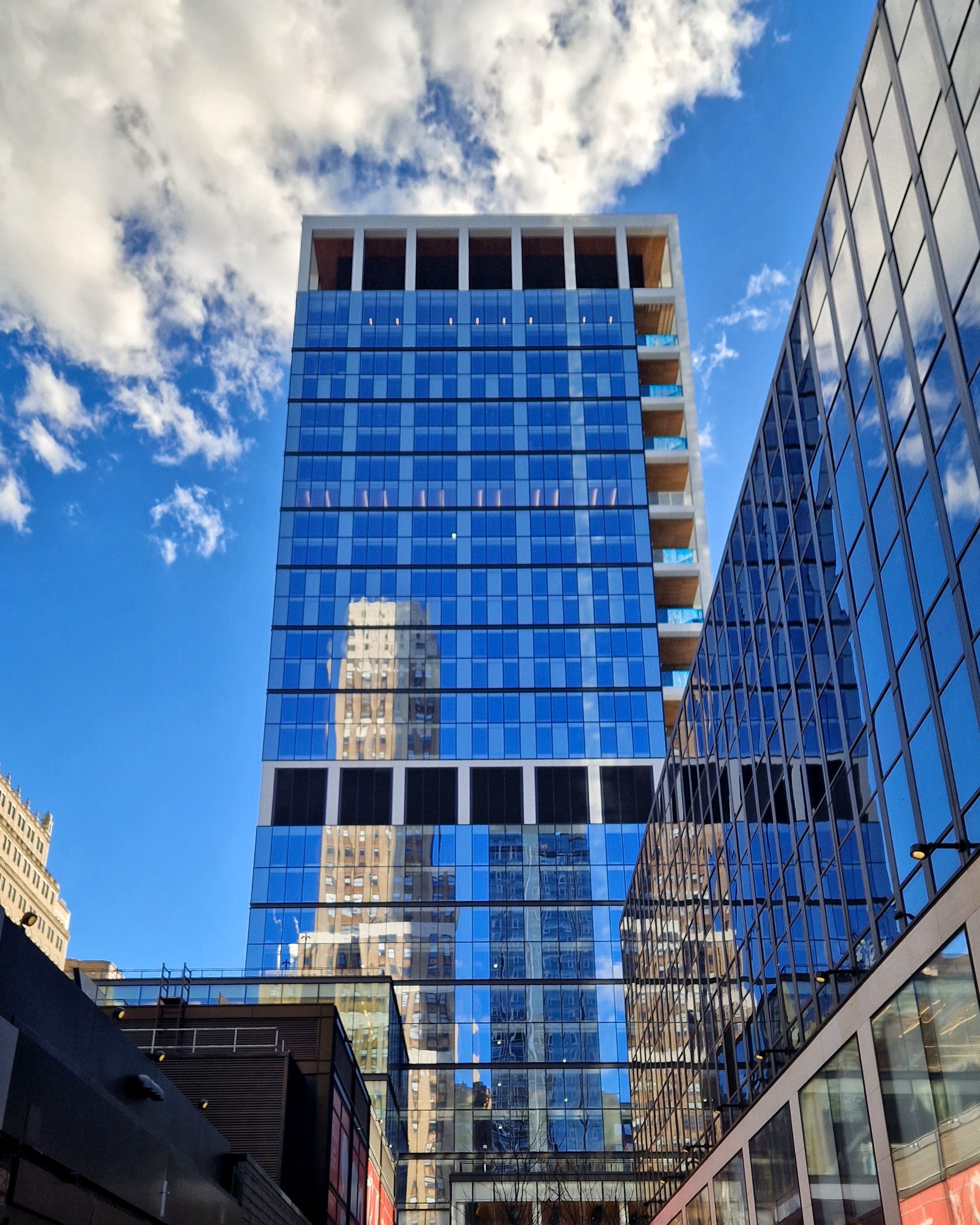 BIG - by Maura McHugh - Splinister