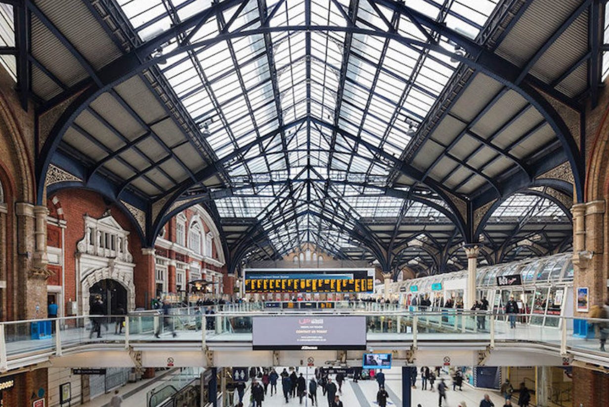 Two men and a dog - John Vane: London Stories