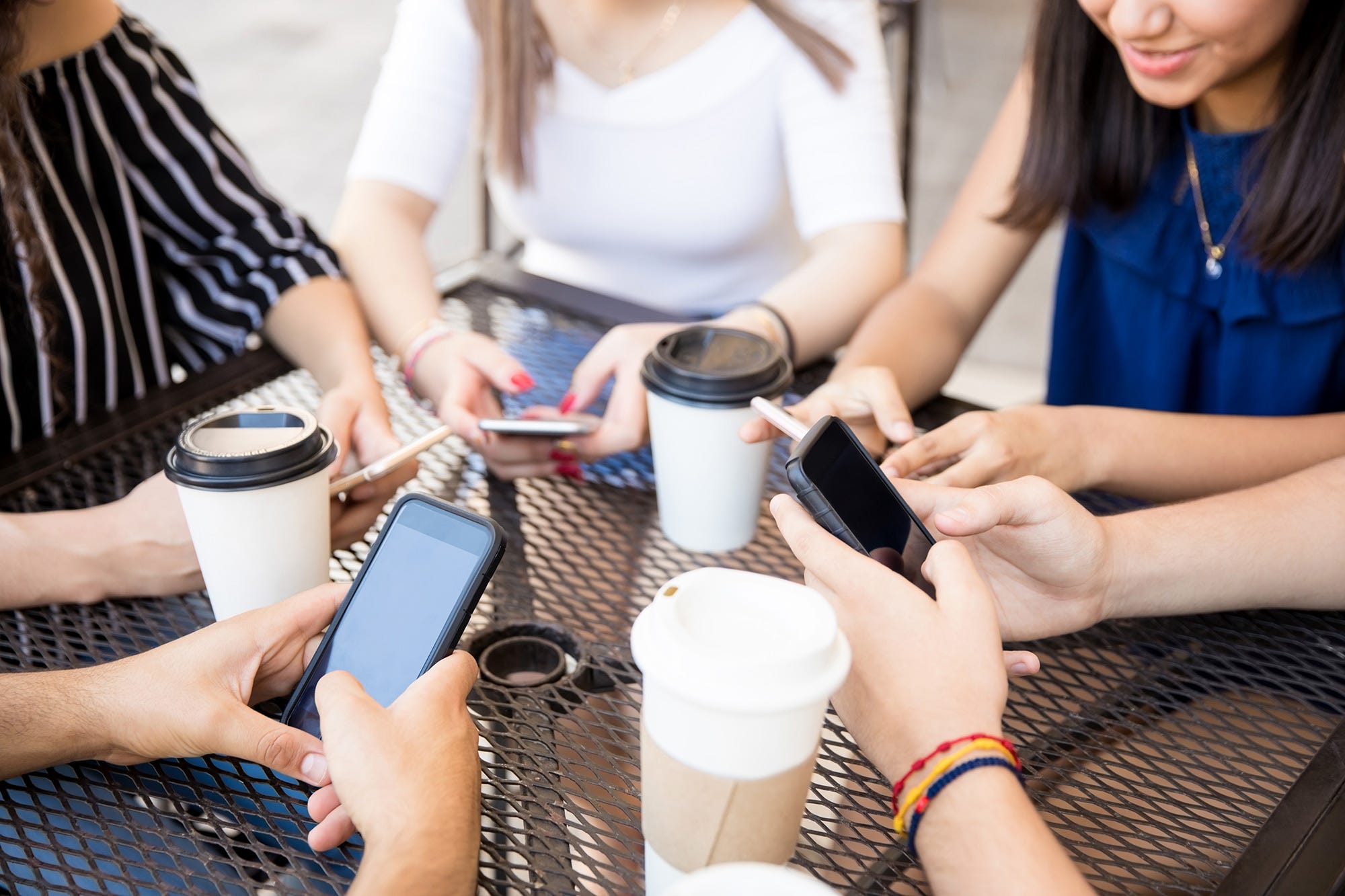 Le generazioni: Baby boomer, X, Millenial, Alpha e tutte le altre ...