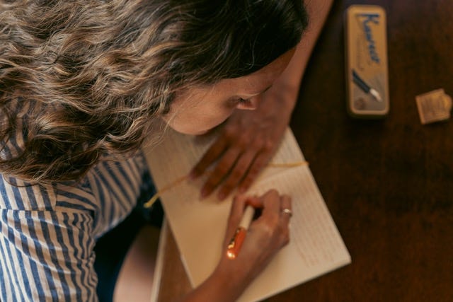 Querido 2025: que no falten los diarios. - by Carla Rio