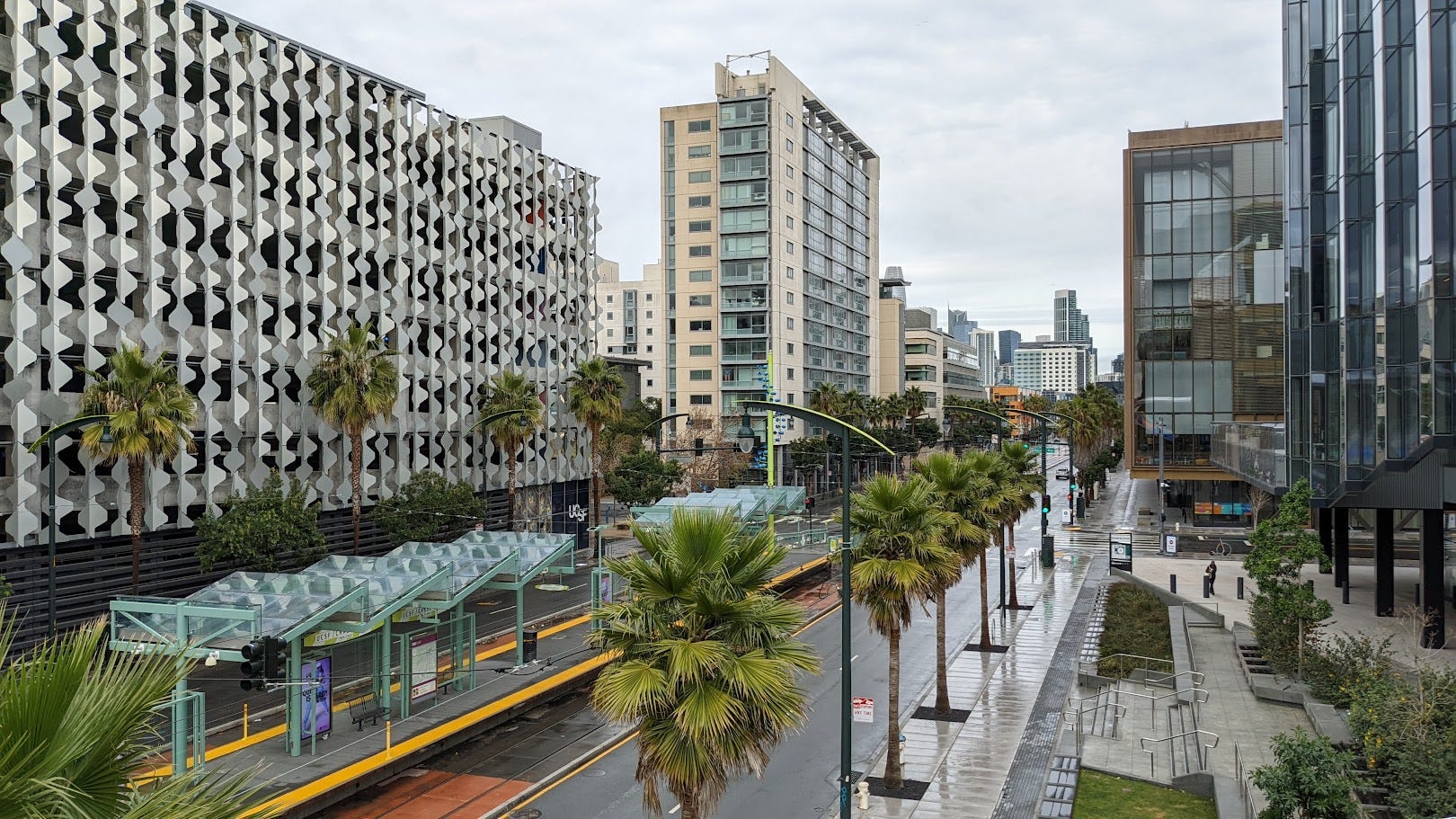 Best Bars, Restaurants Near Chase Center; Things To Do Near Thrive City