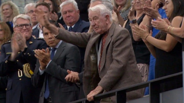 Ep. 211: Canadian Oopsie! ft. Derek Davison