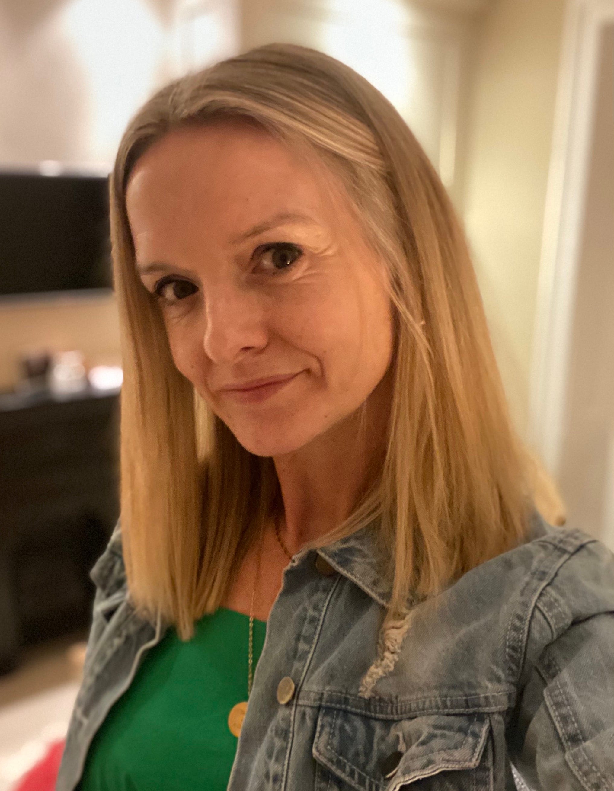 The Aesthetic Memoir: Interview with Caro Giles