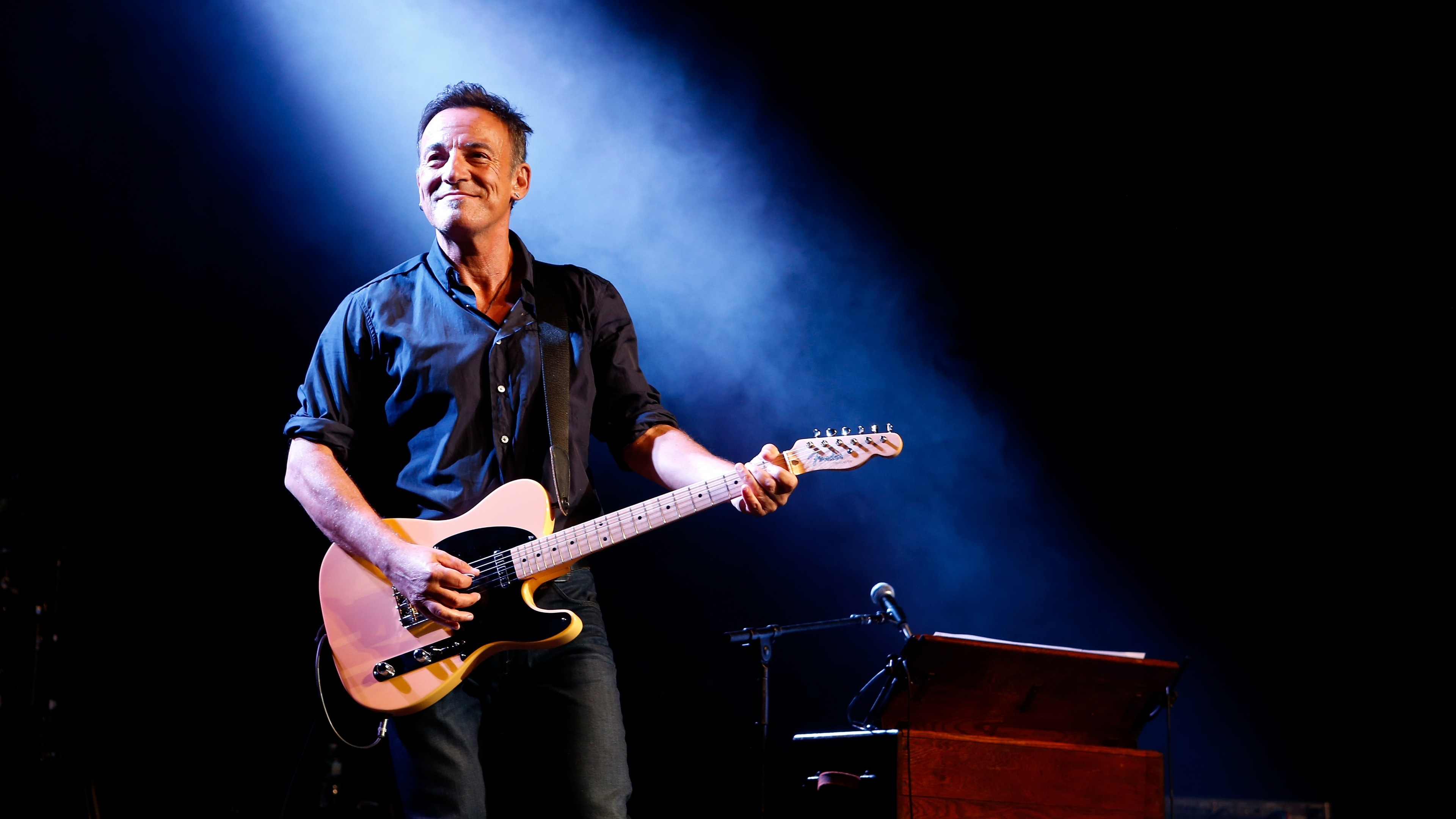 Bruce Songs: A Comprehensive Journey Through Springsteen’s Musical Legacy