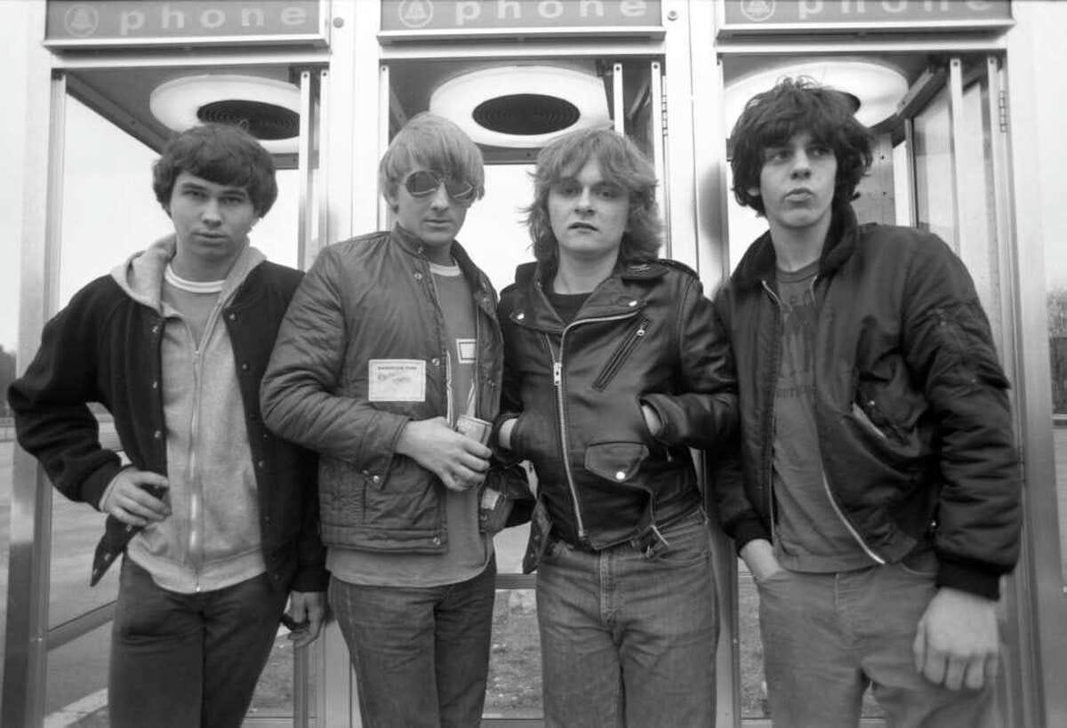 NEW HAVEN, CT (1982) “College Radio”