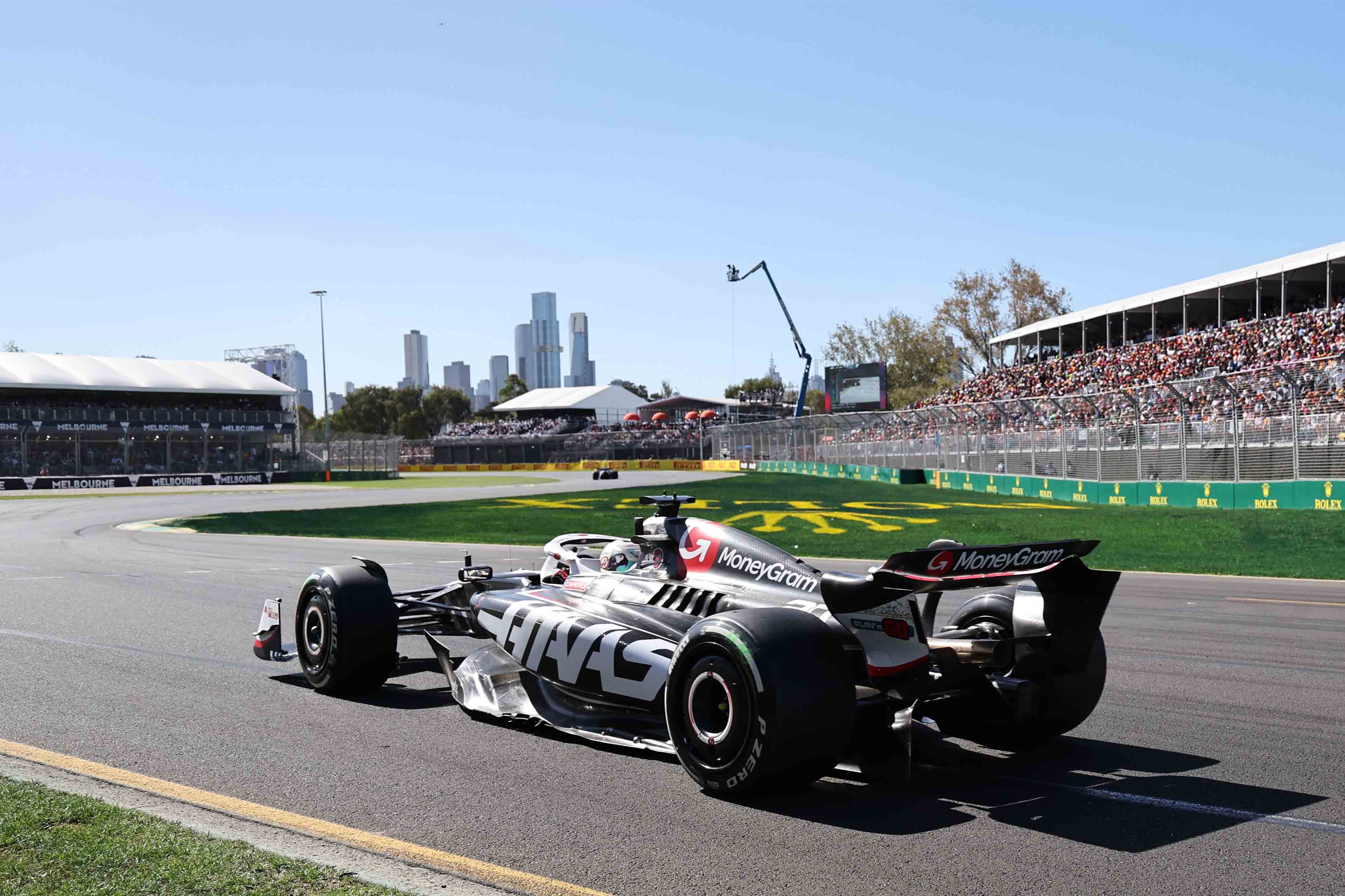 MAGNUSSEN HURTIGSTE HAAS-KØRER - by Peter Nygaard