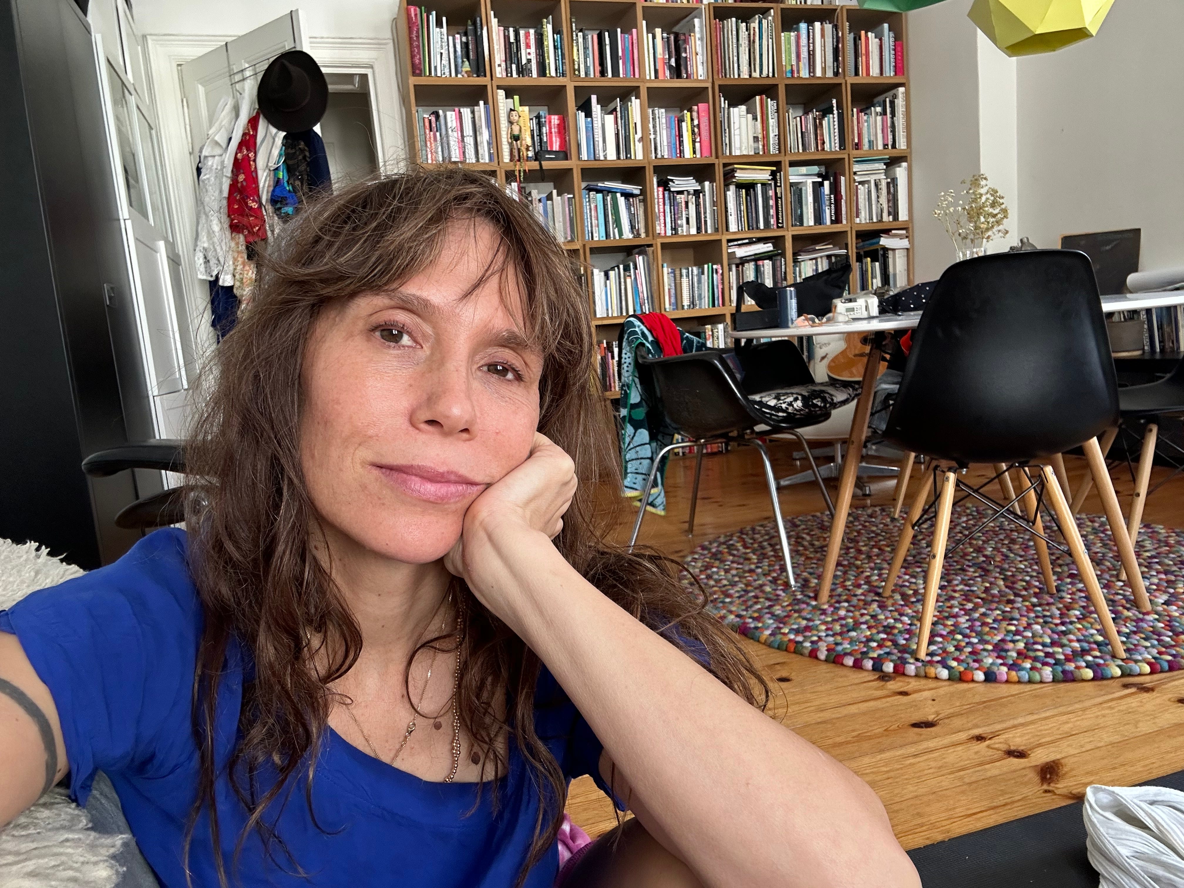 #4: Giving In to Going Under with Lily Baldwin