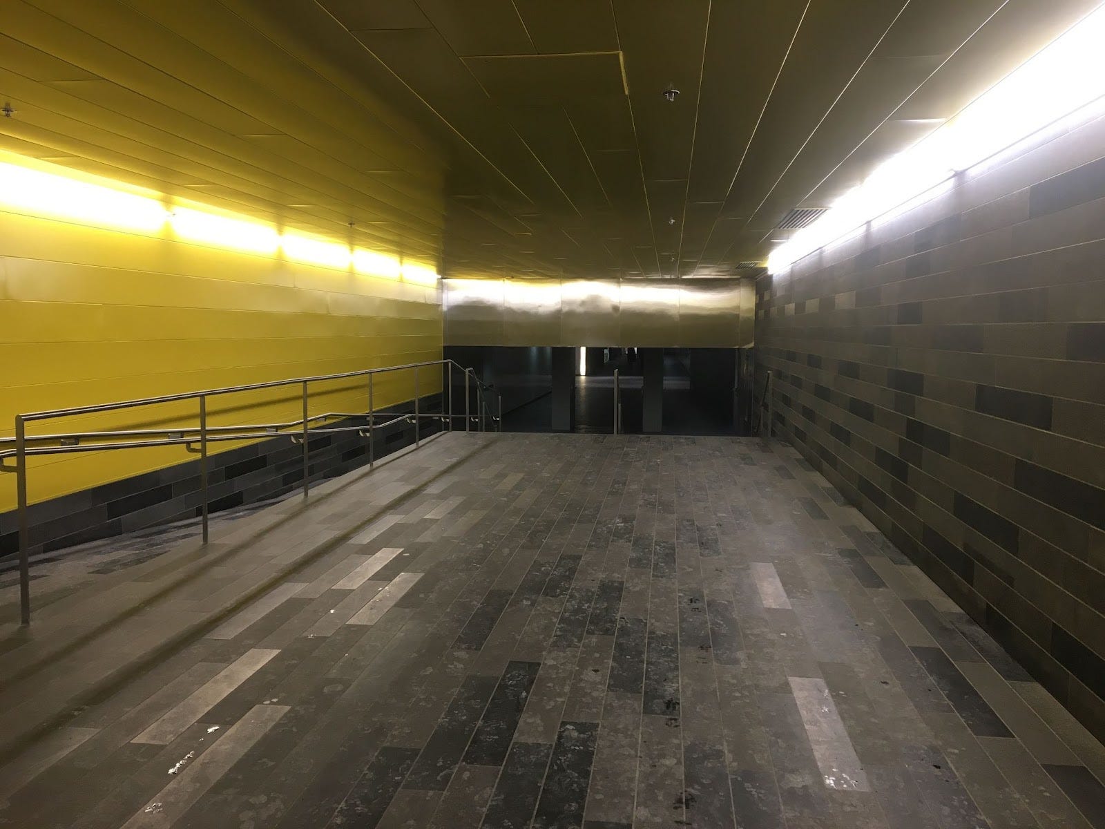 Beneath the Pavement - Ooof! Bong!