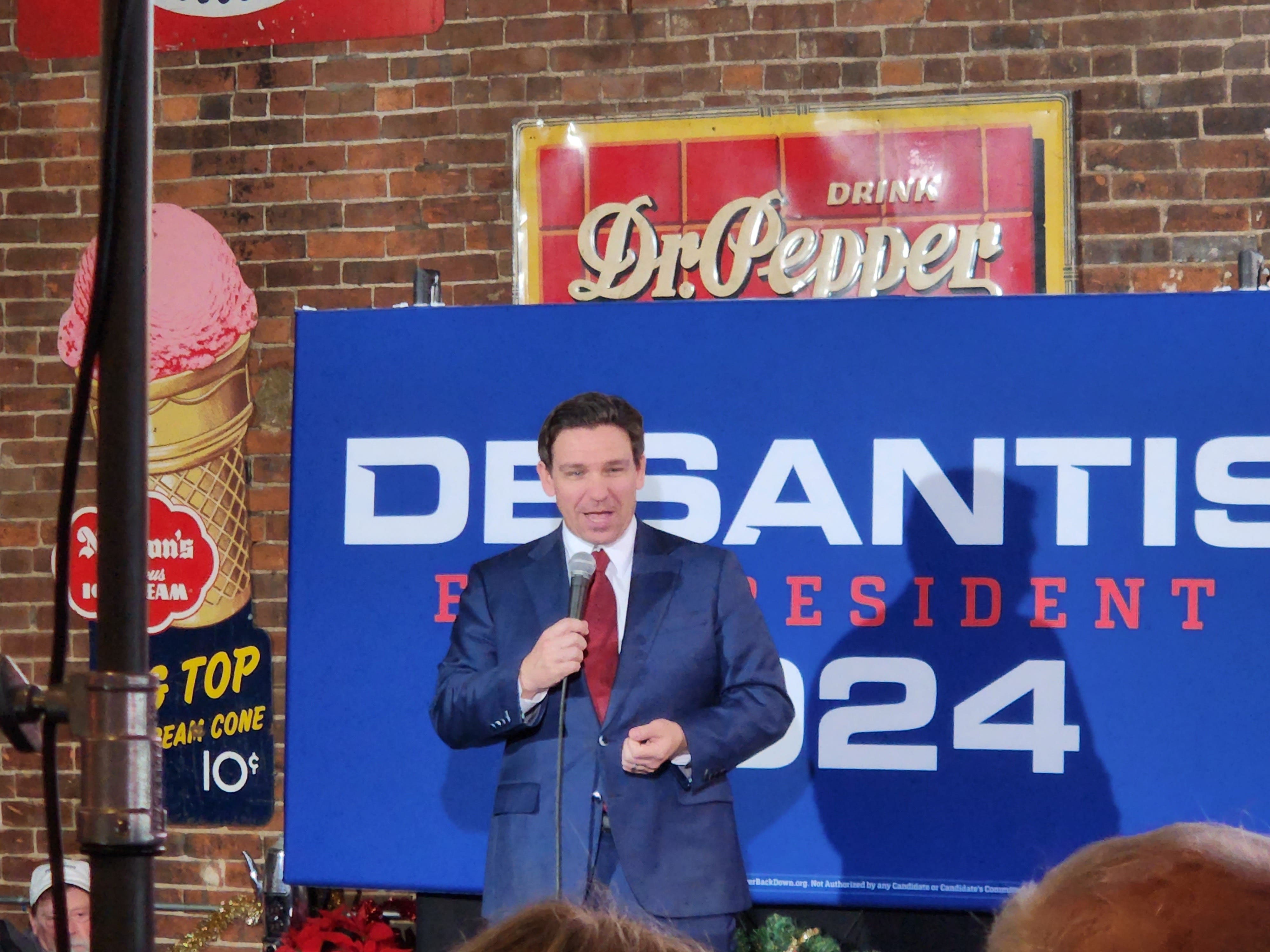 Ron DeSantis in the Groove in Osky - by Robert Leonard